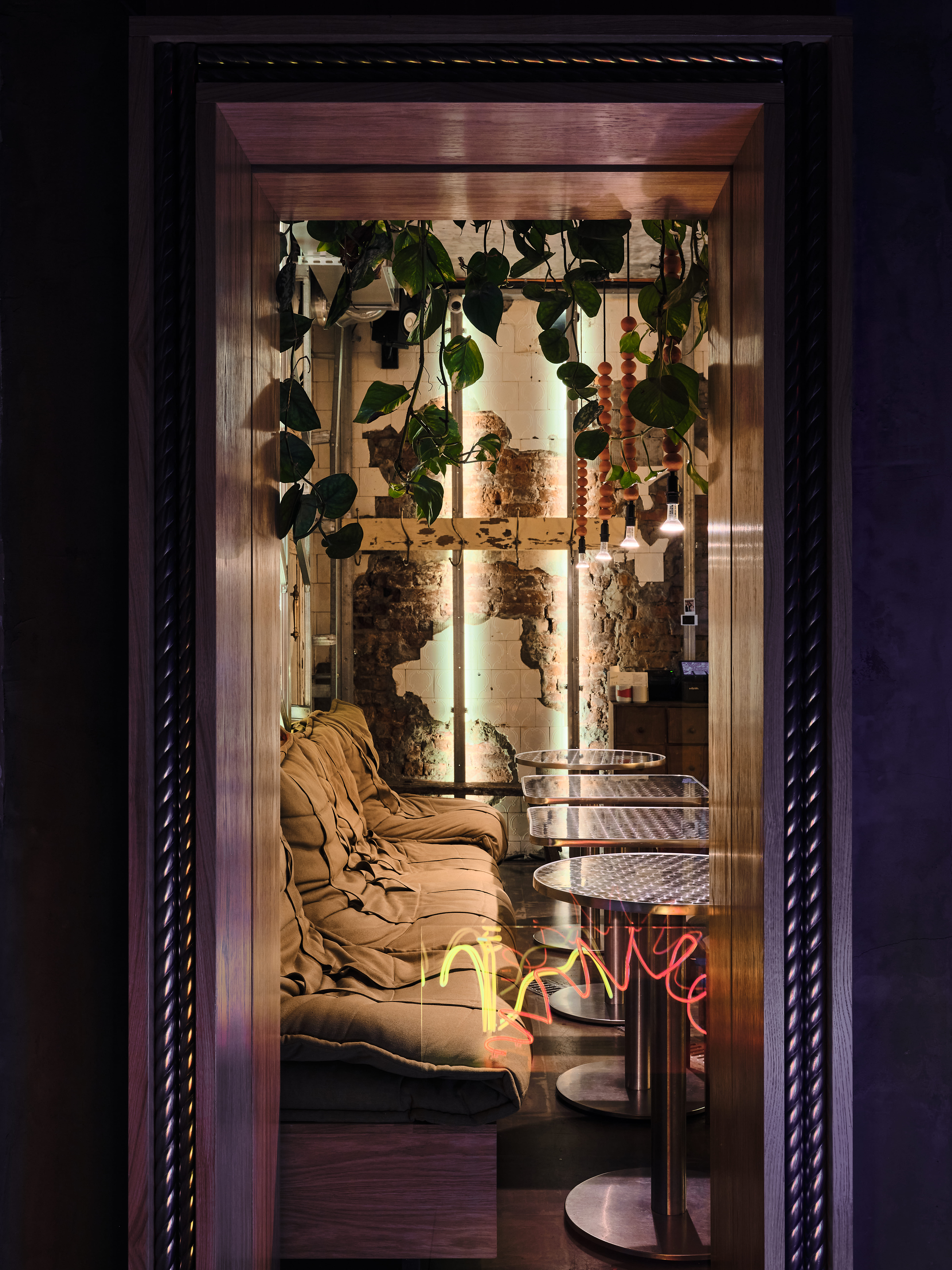 OSSU eatery by DA bureau - Architizer