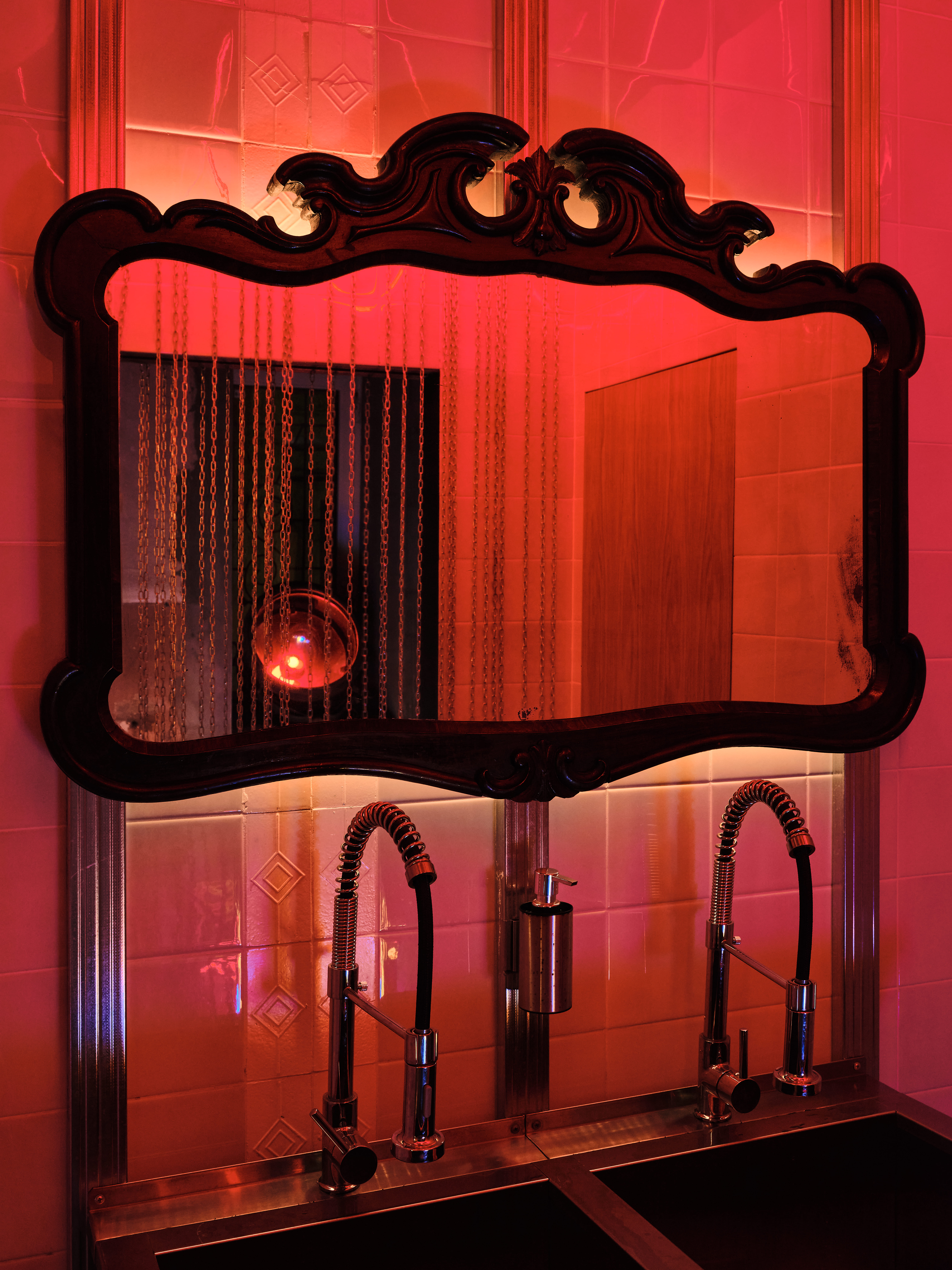 OSSU eatery by DA bureau - Architizer