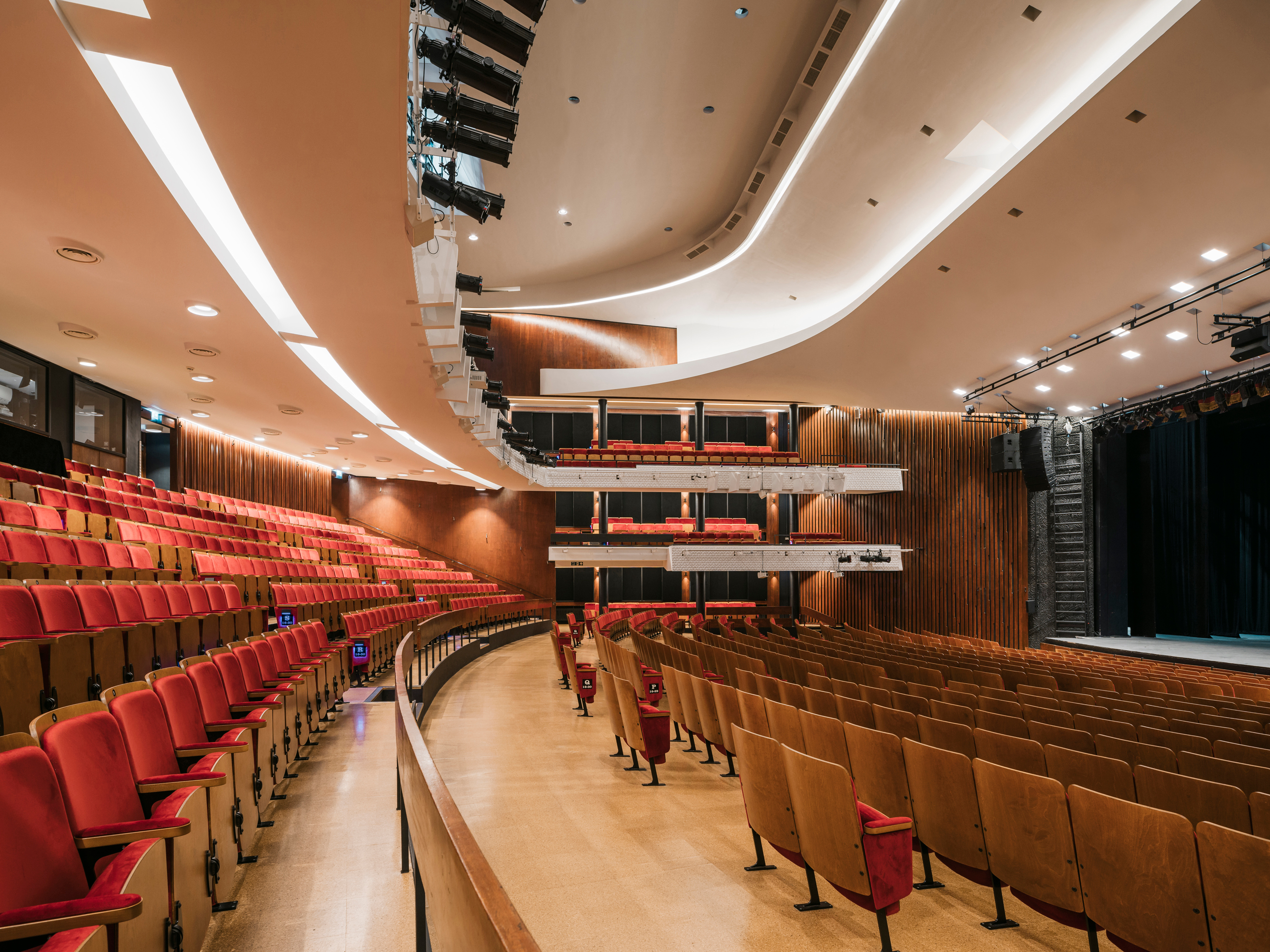 Vaudeville Court by Levitt Bernstein - Architizer