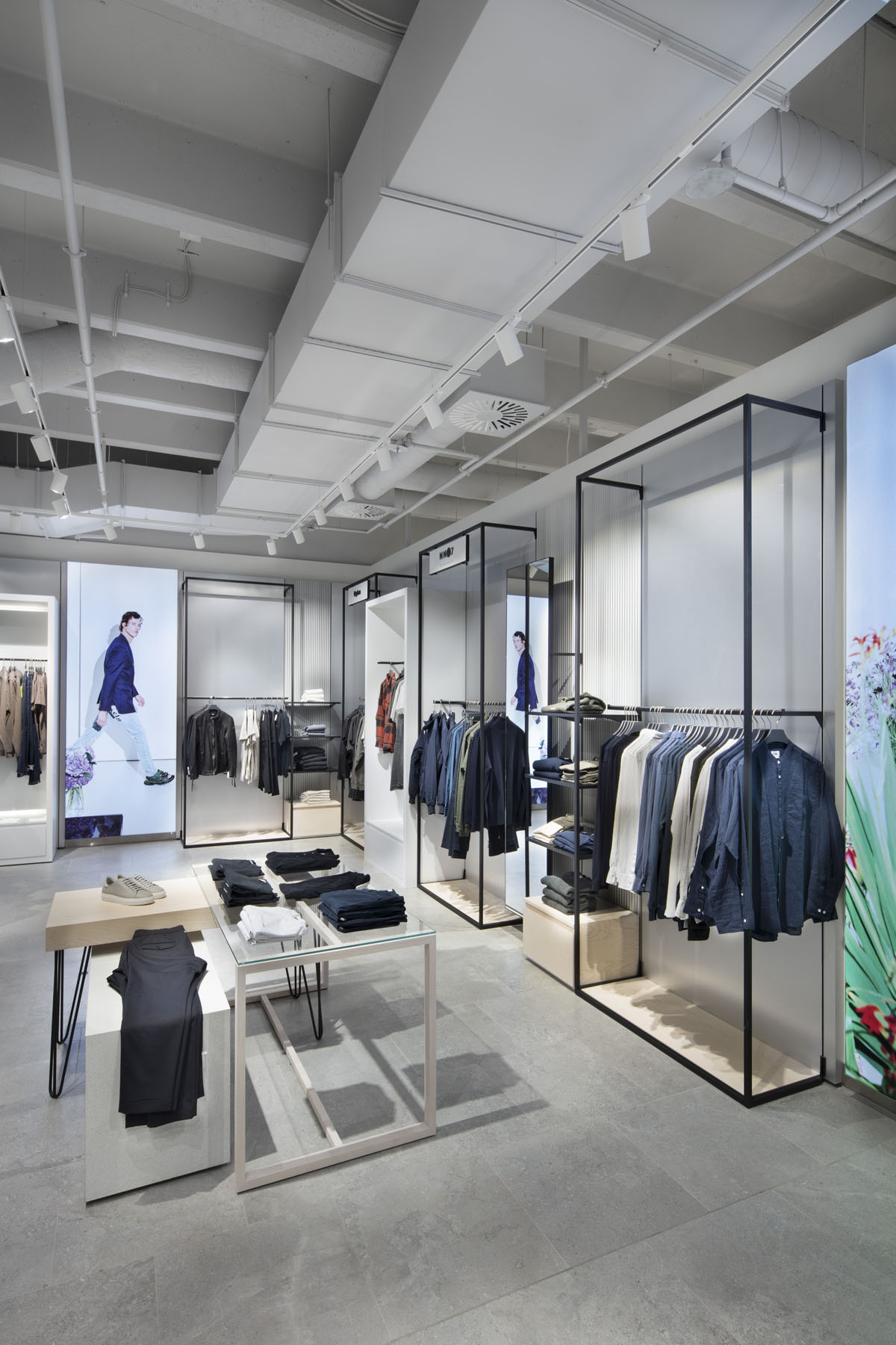 Breuninger Department Store Ludwigsburg by DITTEL ARCHITEKTEN GMBH ...