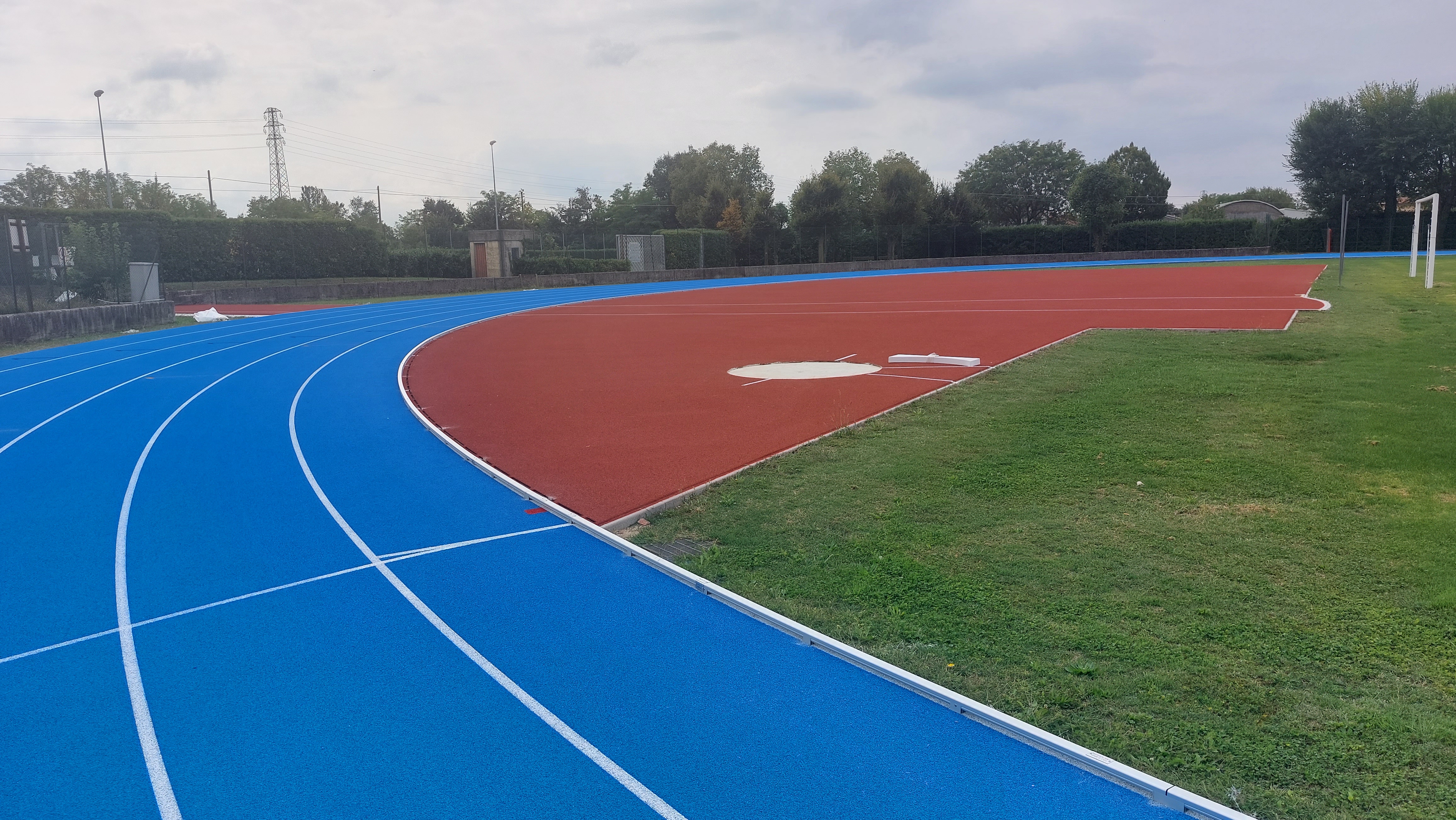 Athletics track renovation by VITTORIO & ASSOCIATI Studio di ...