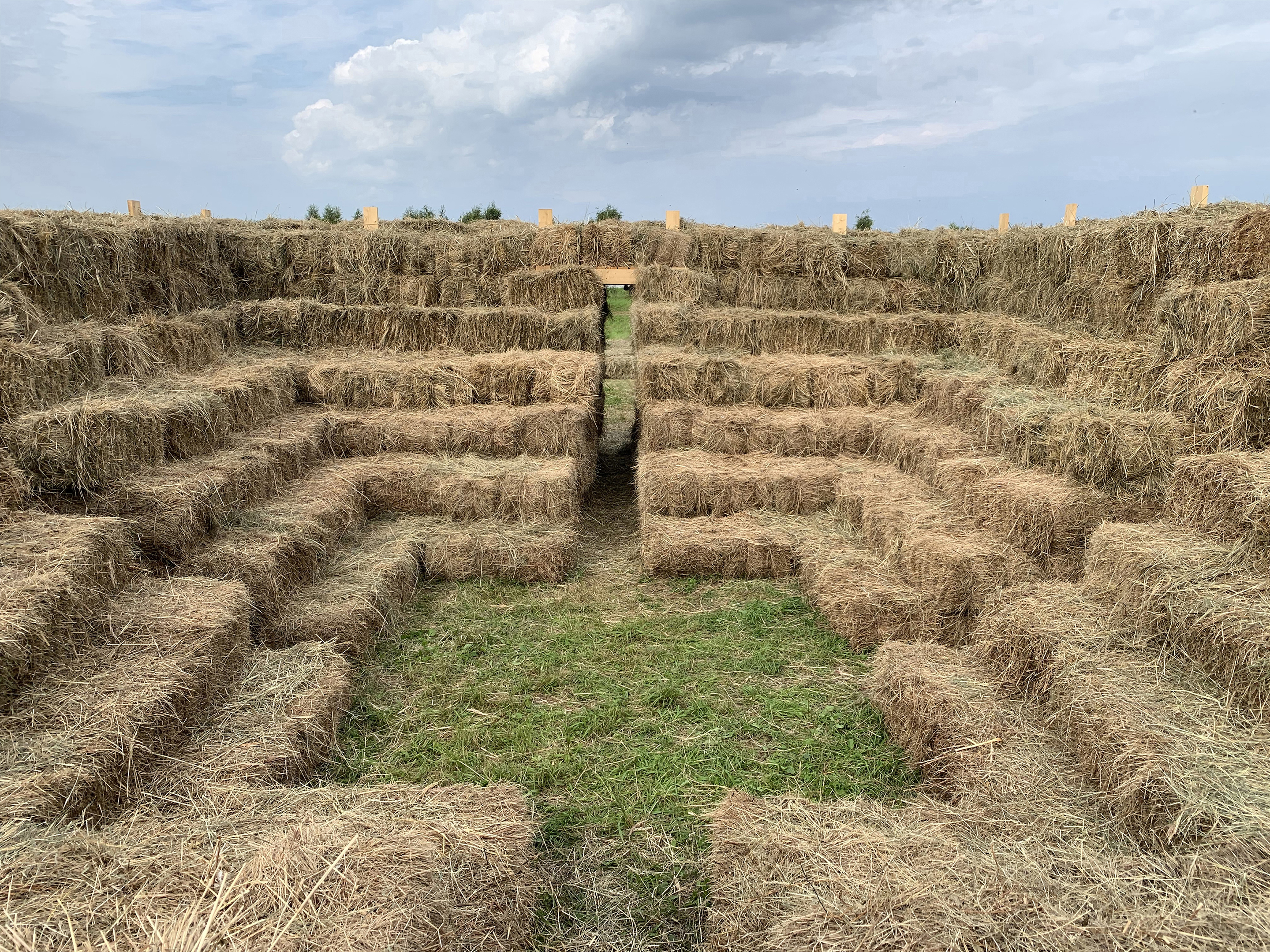 Soft Corner Pavilion by whitelakewhitelake - Architizer