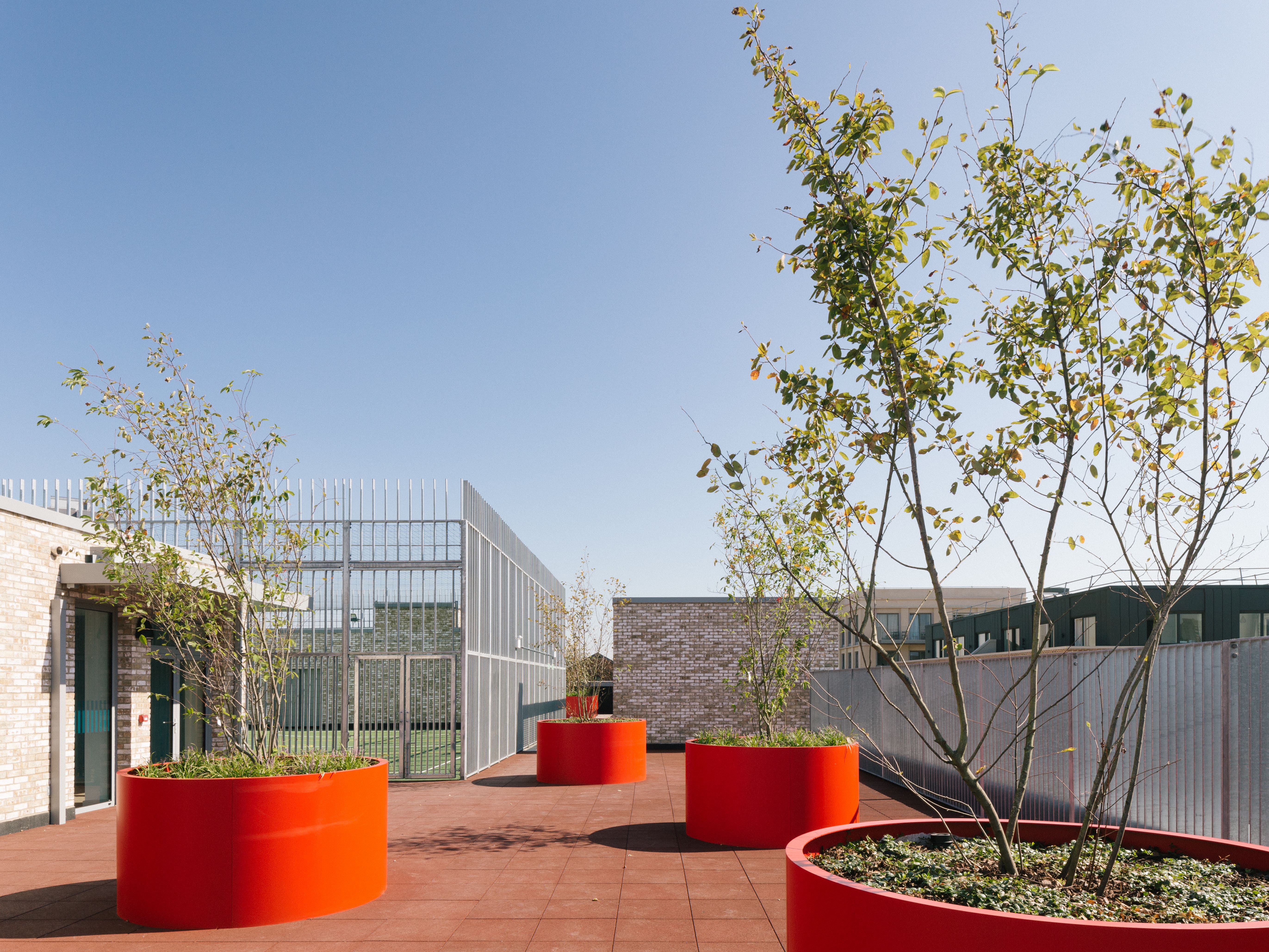 School 360 by Chromaphotography - Architizer