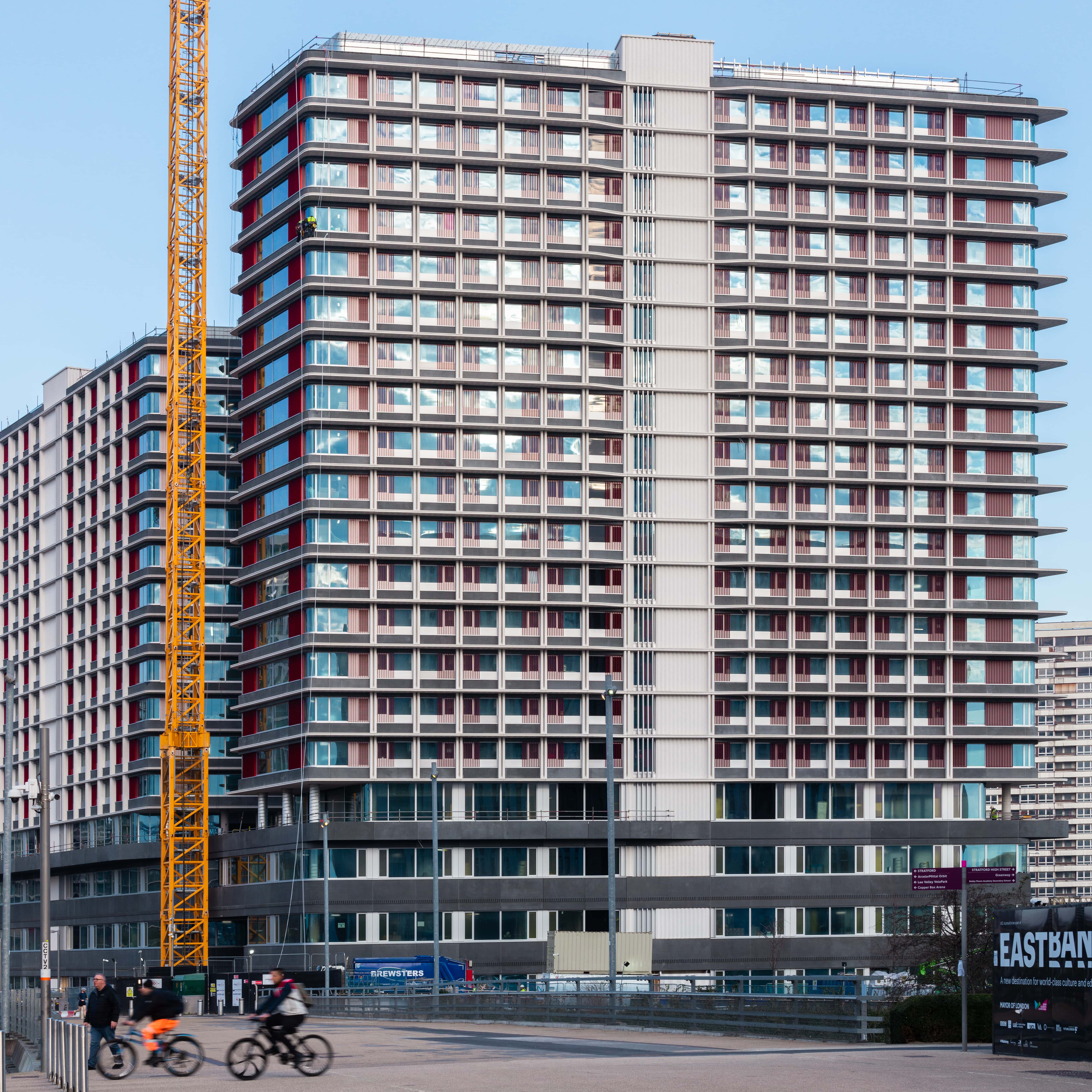 UCL Pool Street West by Chromaphotography, Lifschutz Davidson ...