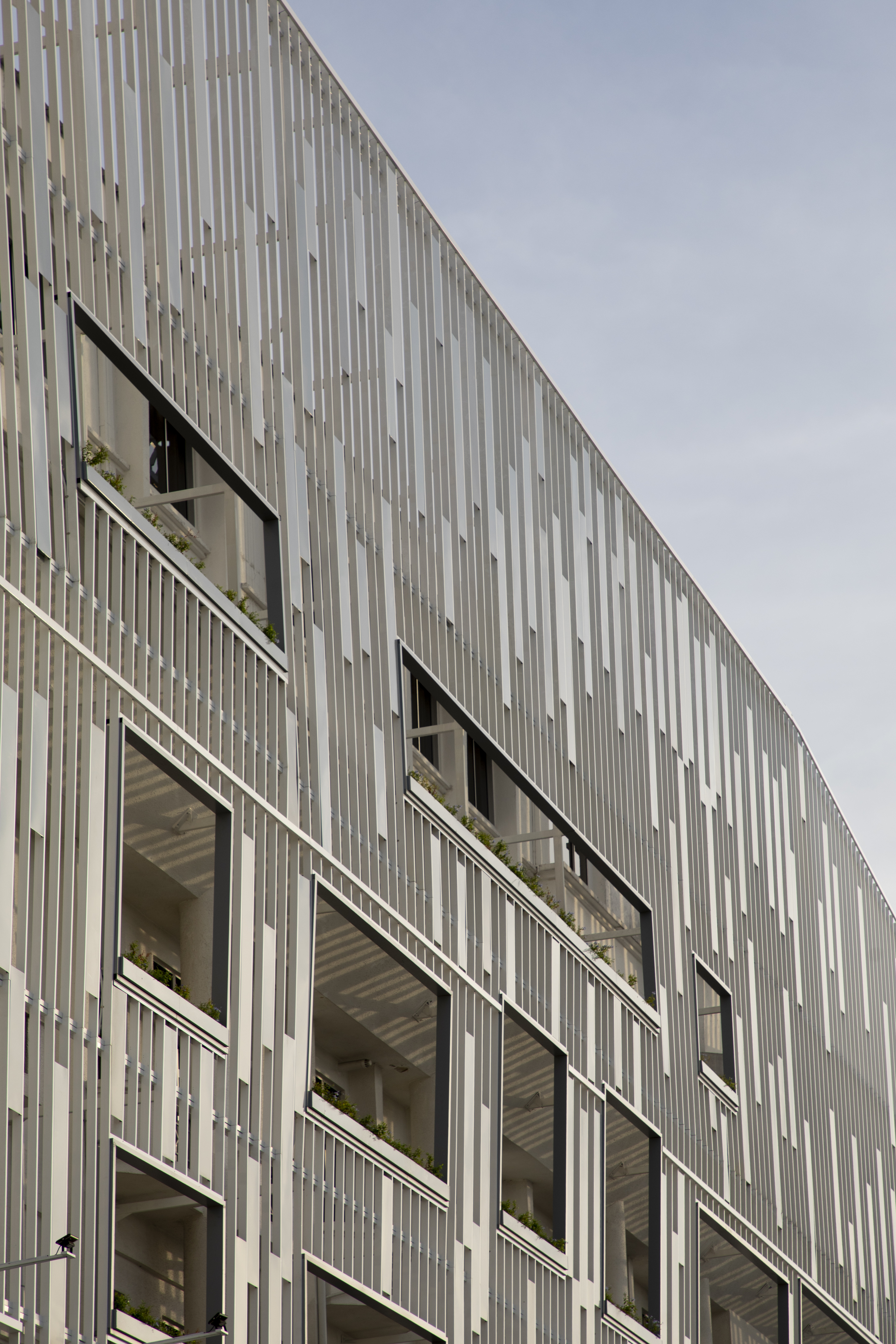 Rebranding of Pantai Hospital Ipoh // Kuee Architect | ARCHCOD