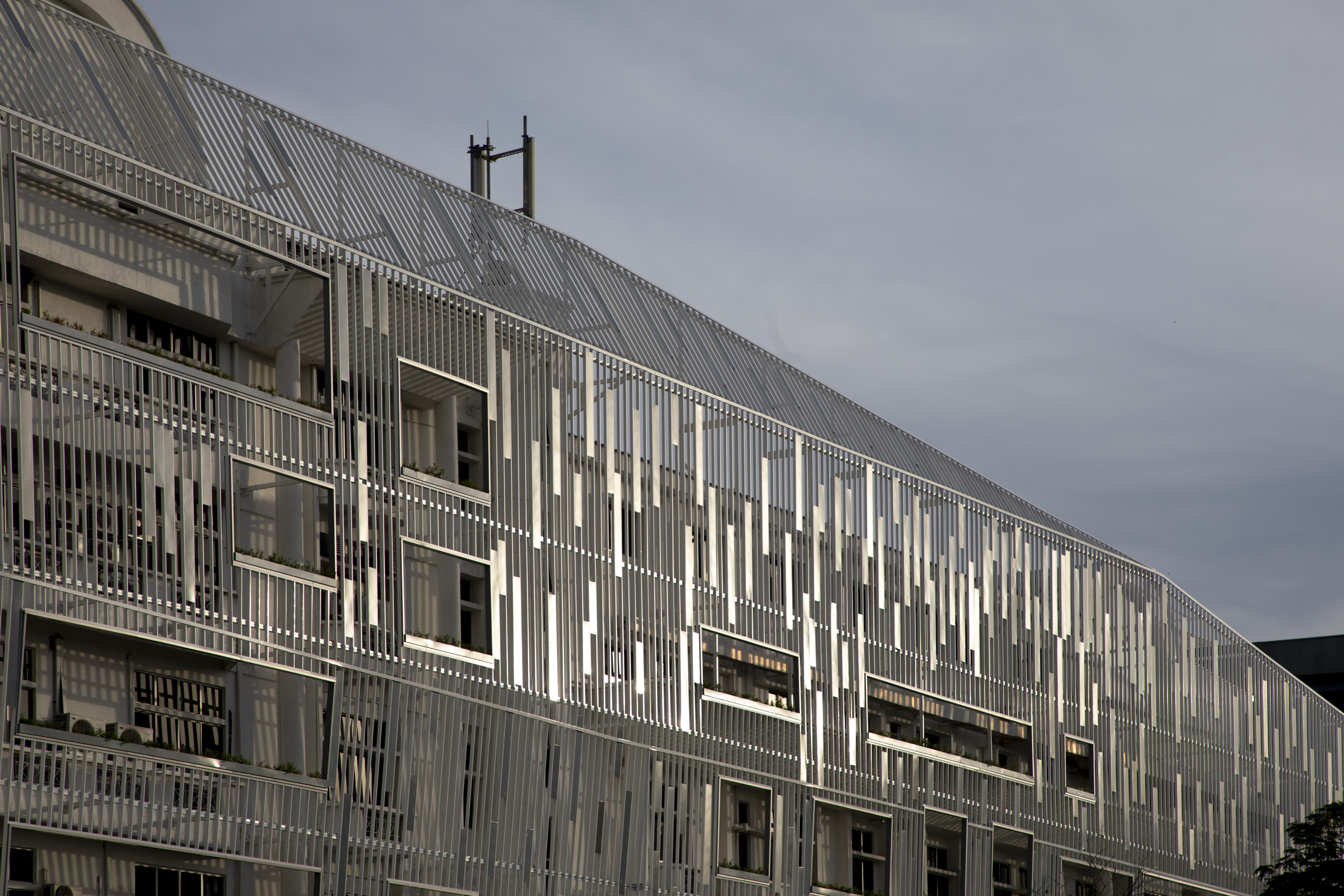 Rebranding of Pantai Hospital Ipoh // Kuee Architect | ARCHCOD