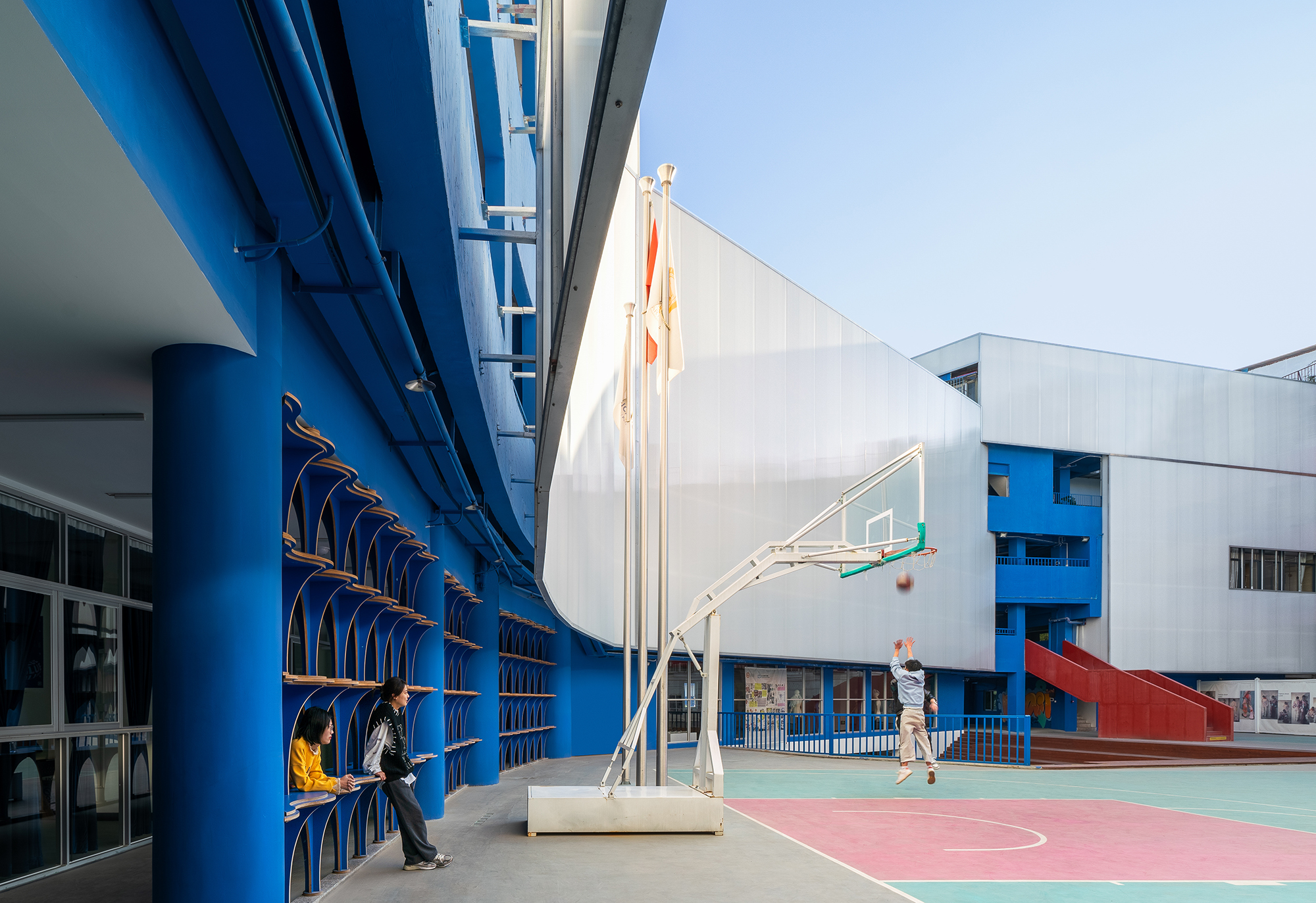 Art School in Blue & White by Various Associates - Architizer