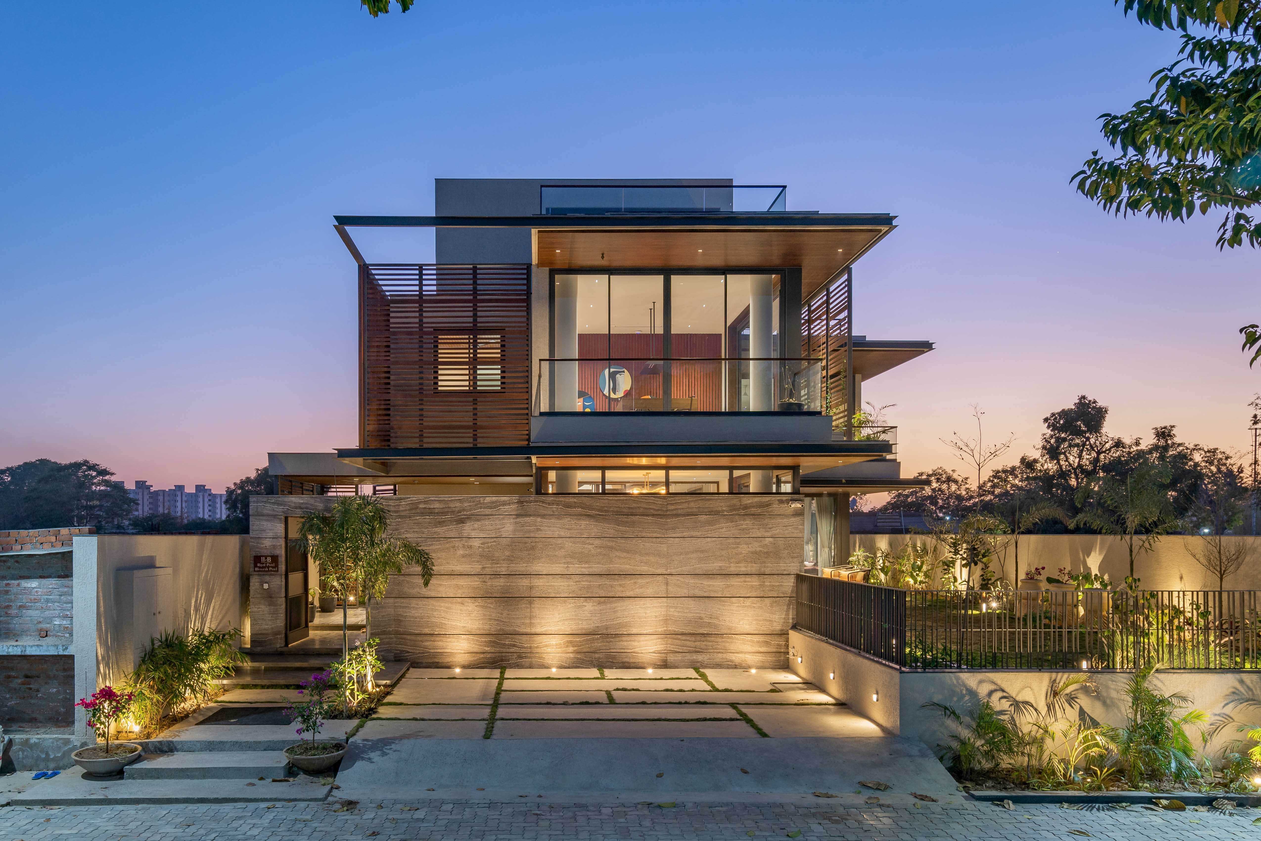 The Perched House Design By VPA Architects by Inclined Studio - Architizer