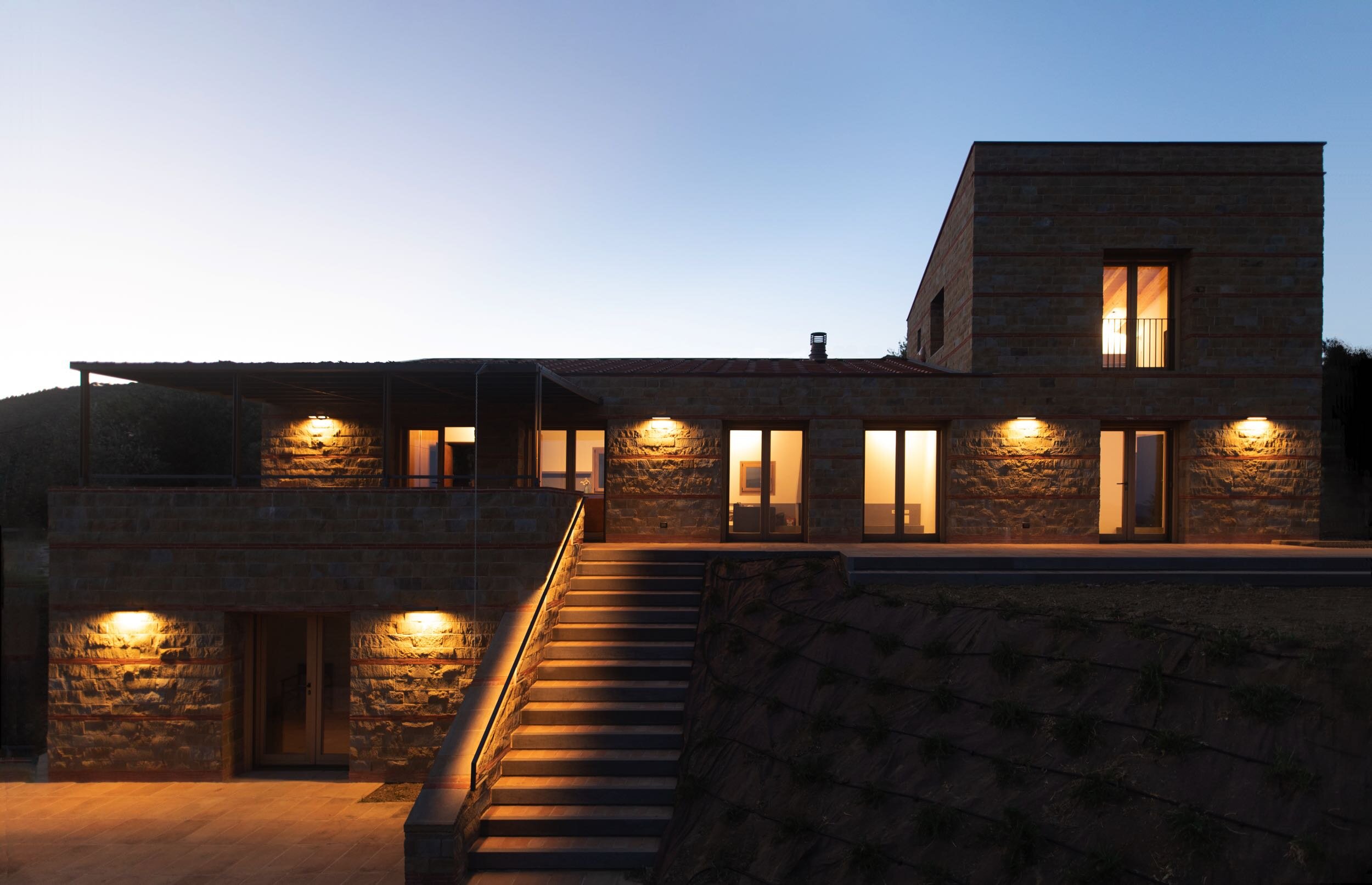 Trasimeno House by STUDIO PONSI - Architizer