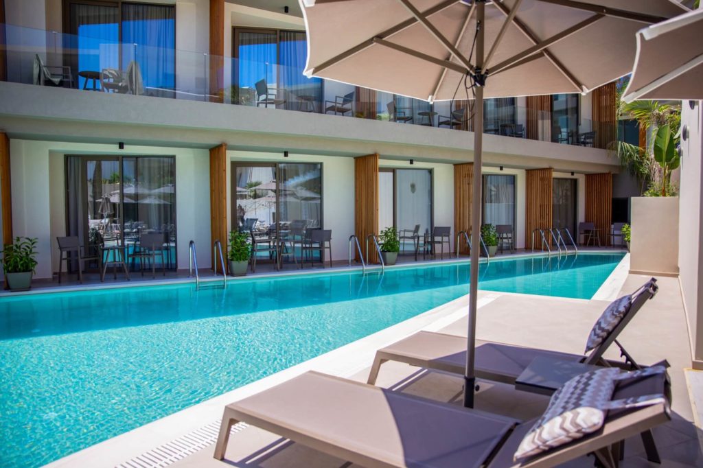 Hotel renovation & new wing extension by darc architecture & interior ...