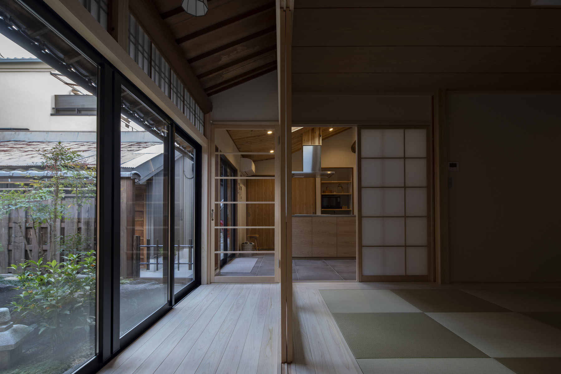 House in Kitamachi by YYAA | Yoshihiro Yamamoto & Associates ...