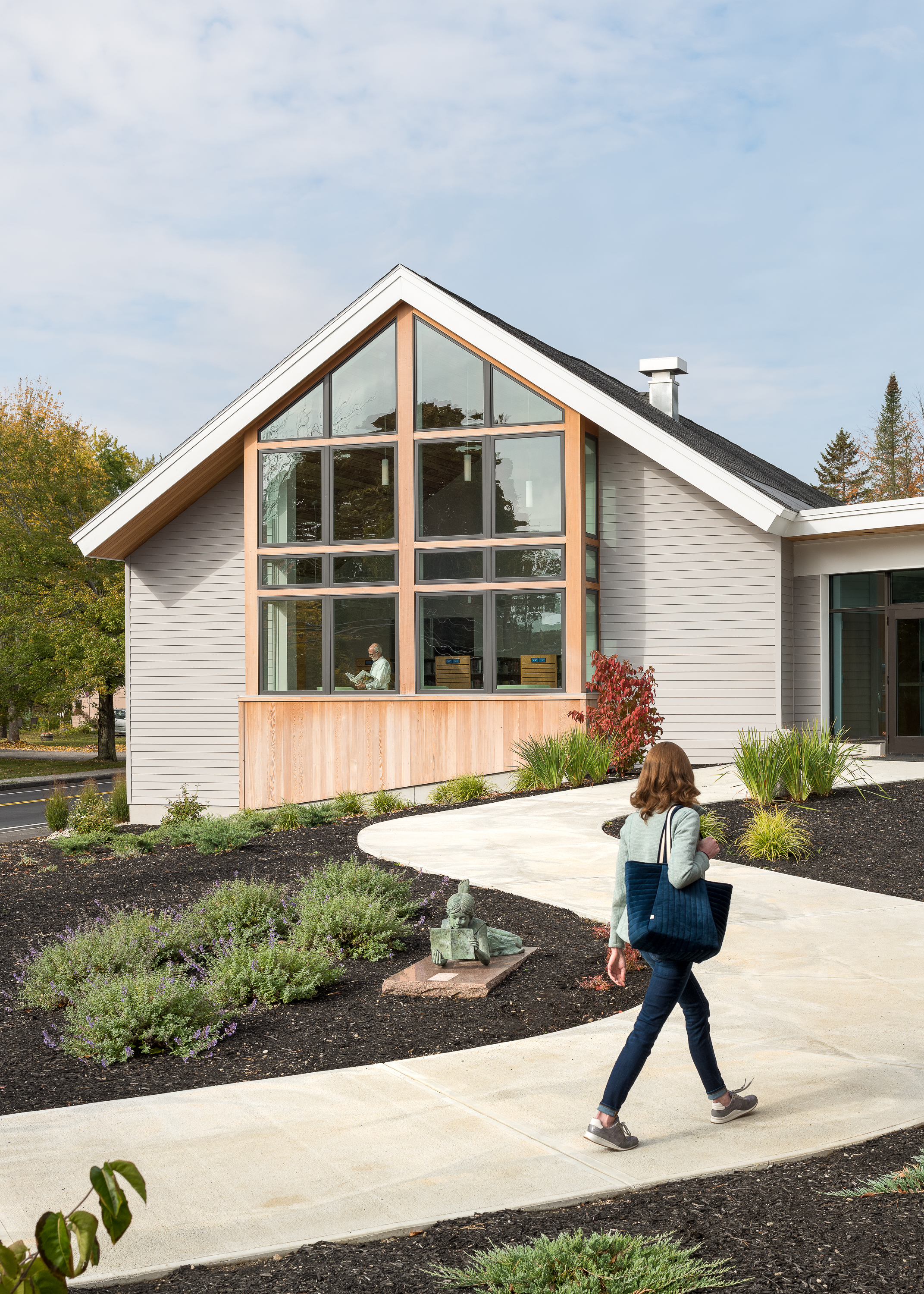 SMCC Lighthouse Art Studio by Simons Architects - Architizer