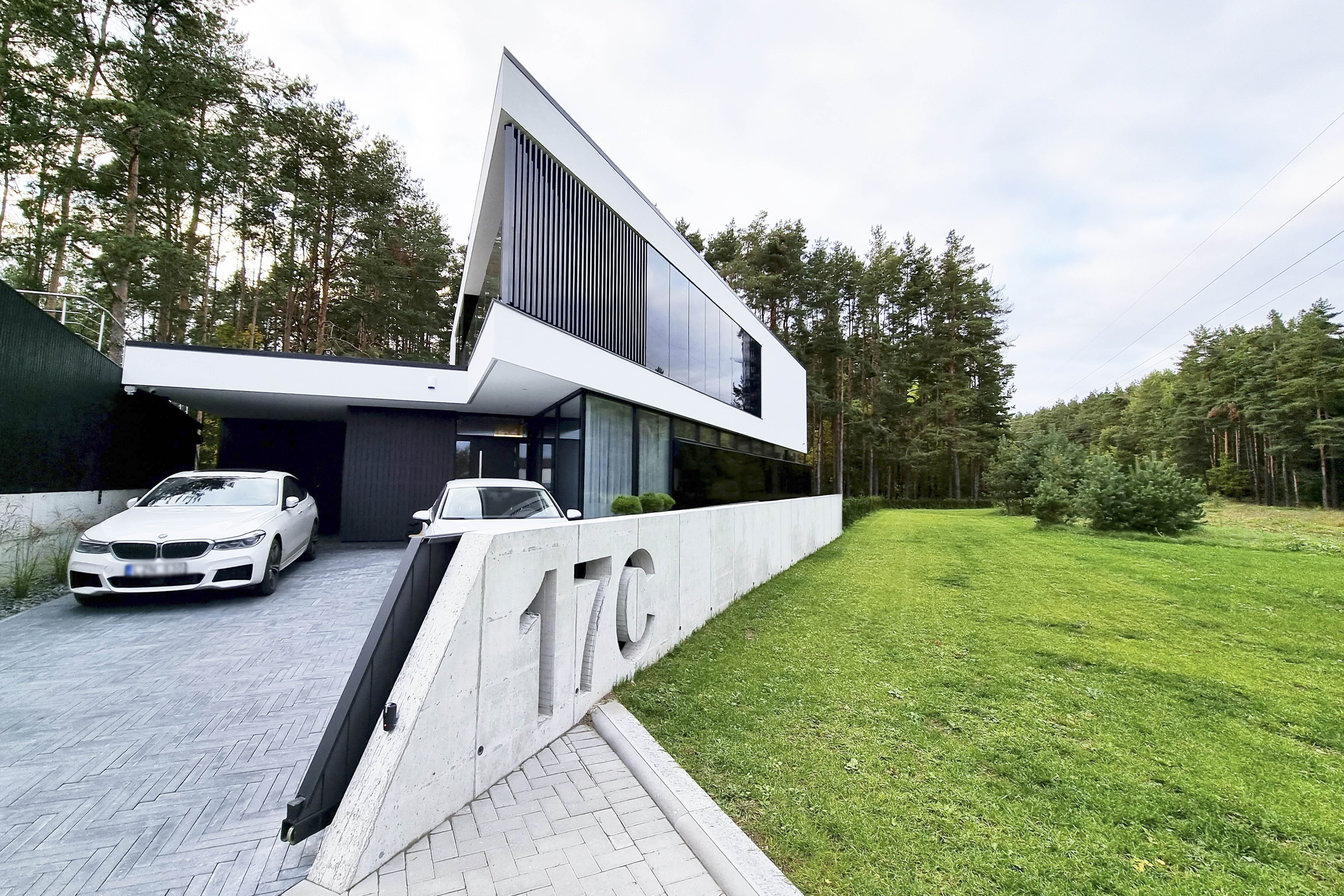 Panoramic view house by Architecture laboratory ArchLAB - Architizer