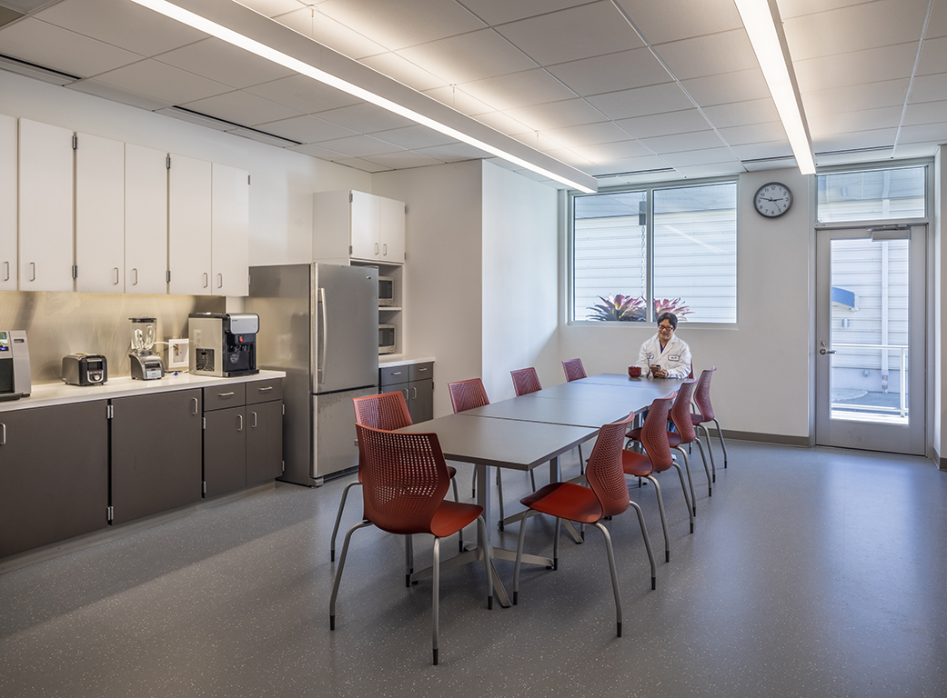 SFO Mel Leong Laboratory & Administration Building by MWA Architects ...