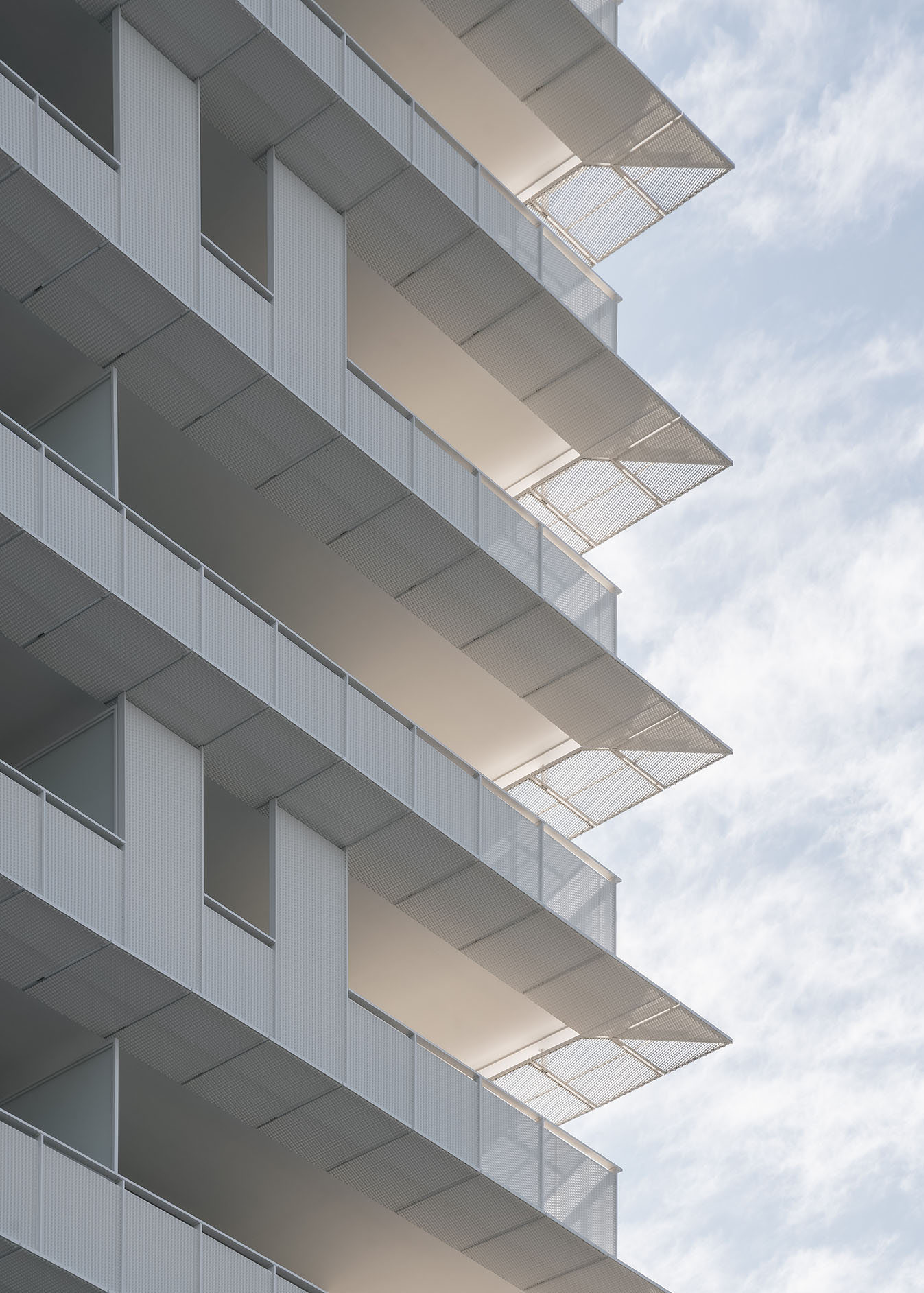 Empalot district - lot MG3 Toulouse, France by CoBe Architecture ...