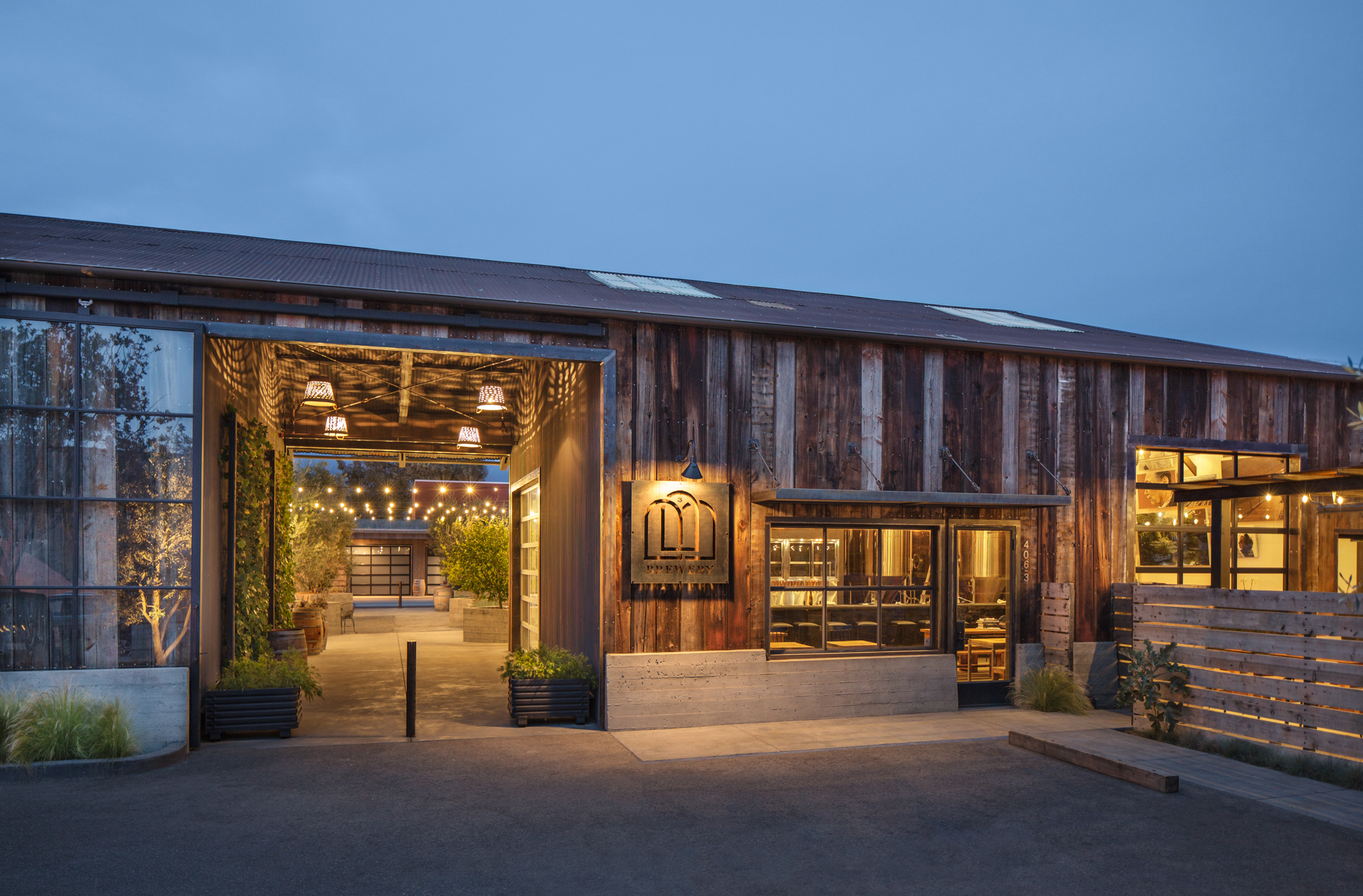 Mixed-Use Commercial Shipping Container by AB design studio, inc ...