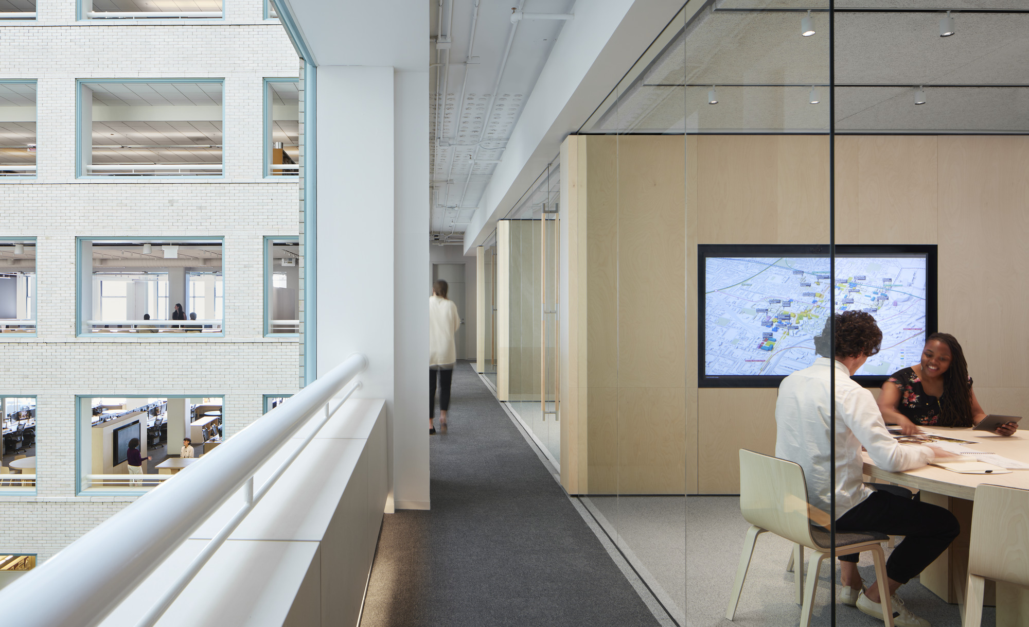 SOM Chicago Office Renovation by Skidmore, Owings & Merrill (SOM ...