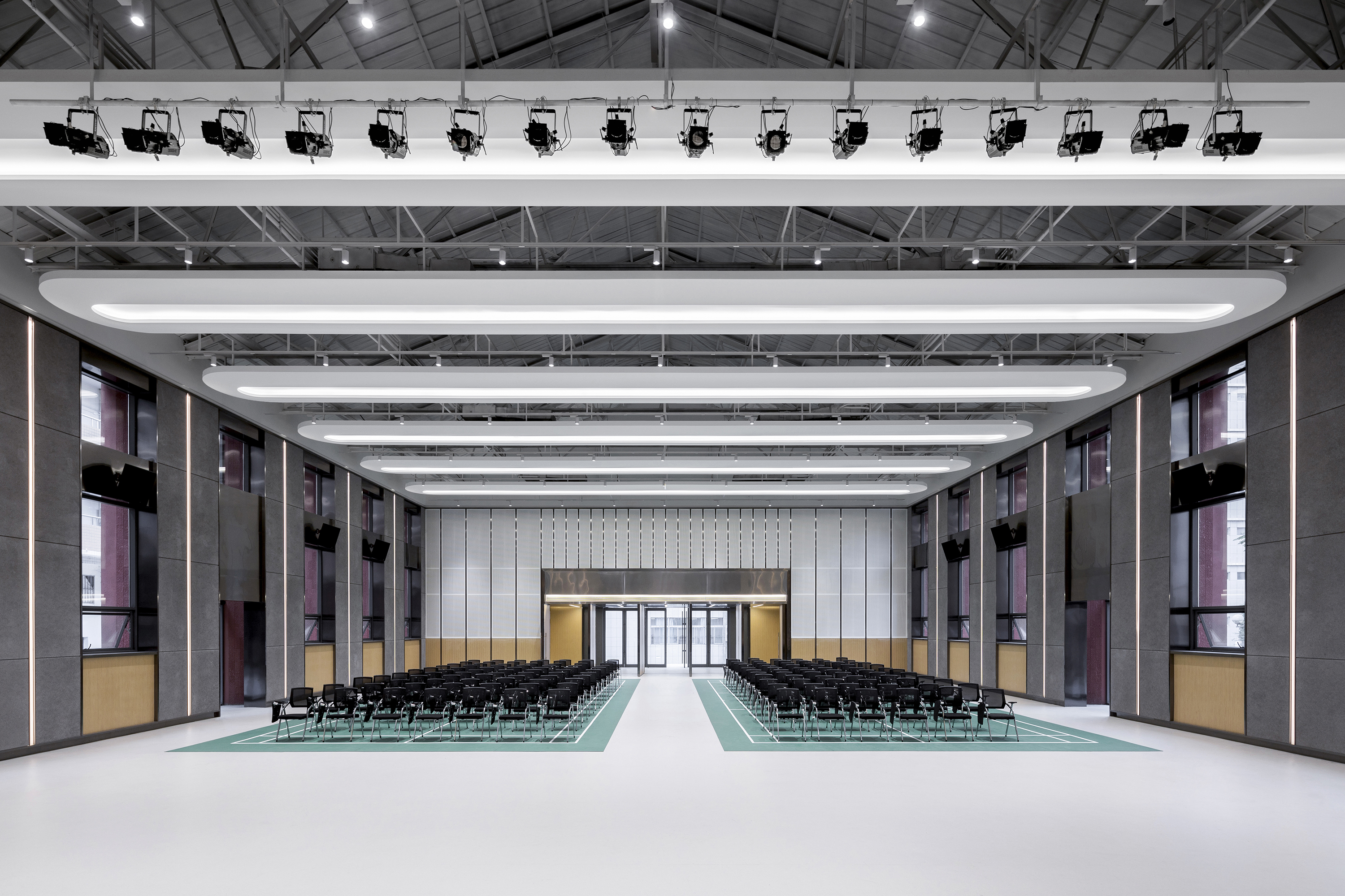 The Renovation of the Auditorium of Ankang Middle School by UUA (United ...