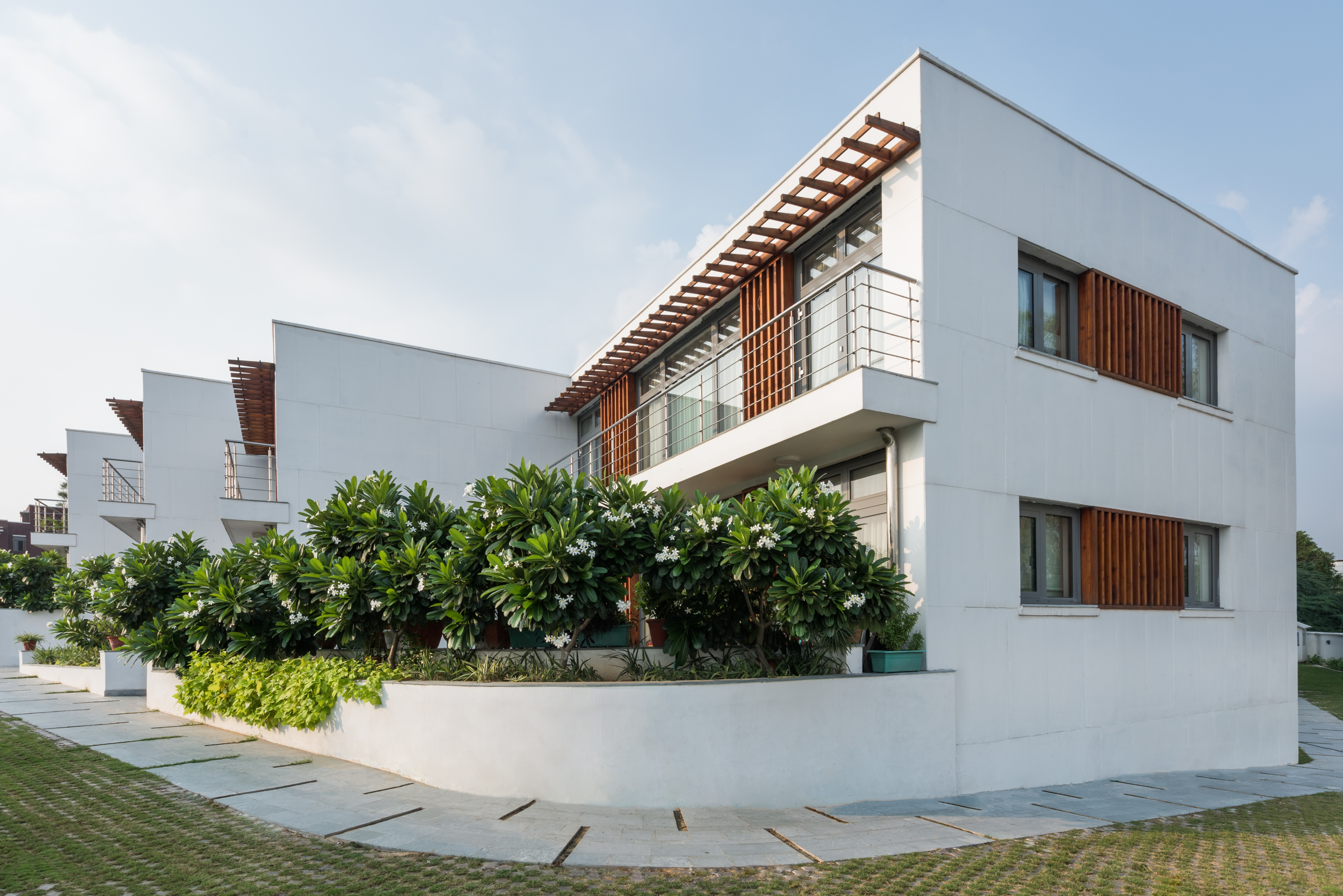 The Royal Danish Embassy in India by Vilhelm Lauritzen Architects ...