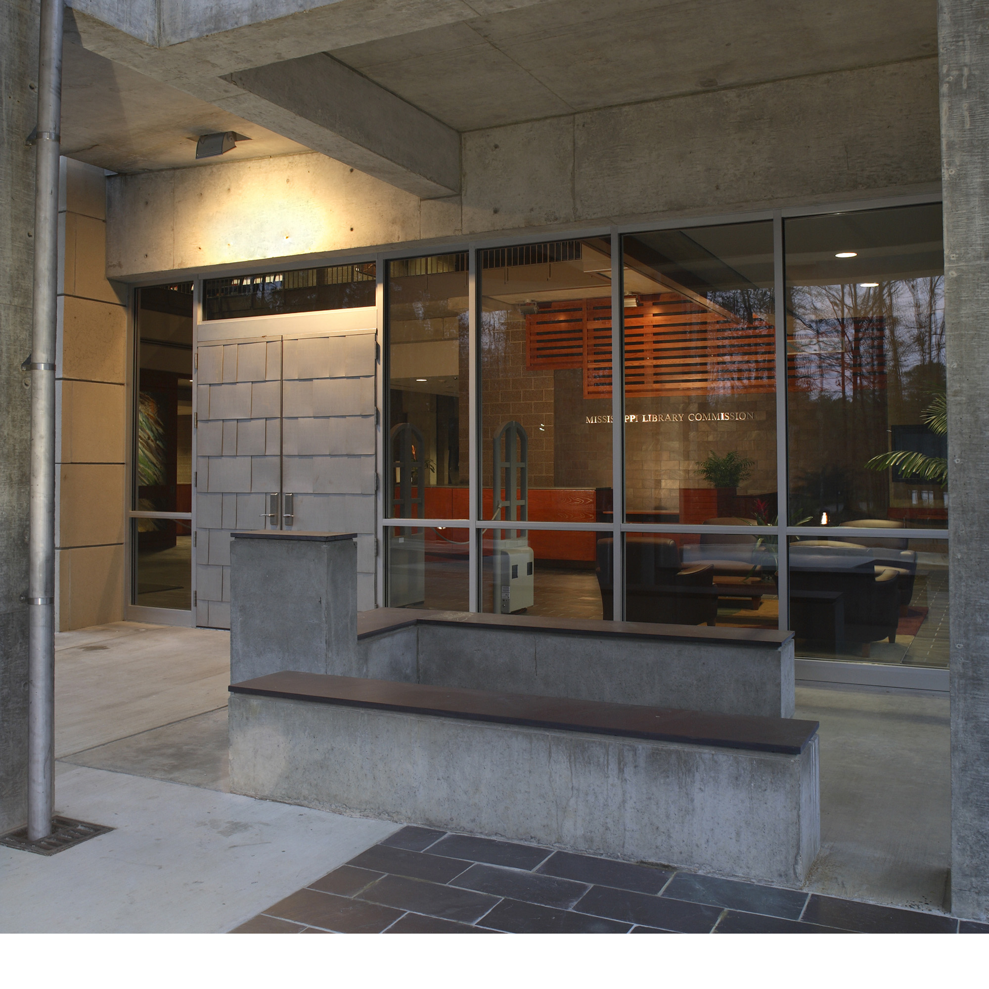 Mississippi Library Commission Headquarters by Duvall Decker - Architizer