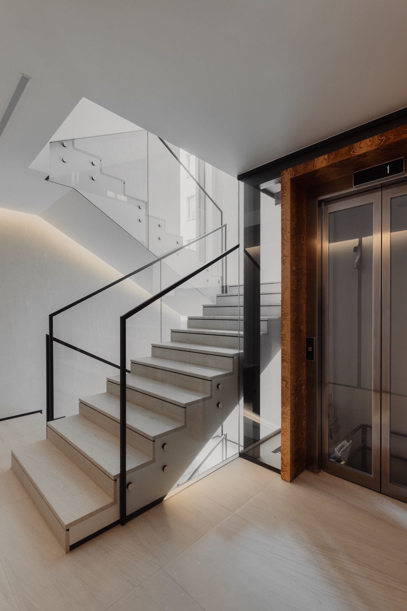 HOFT – House Of the Flying Trees // R.evolution | ARCHCOD