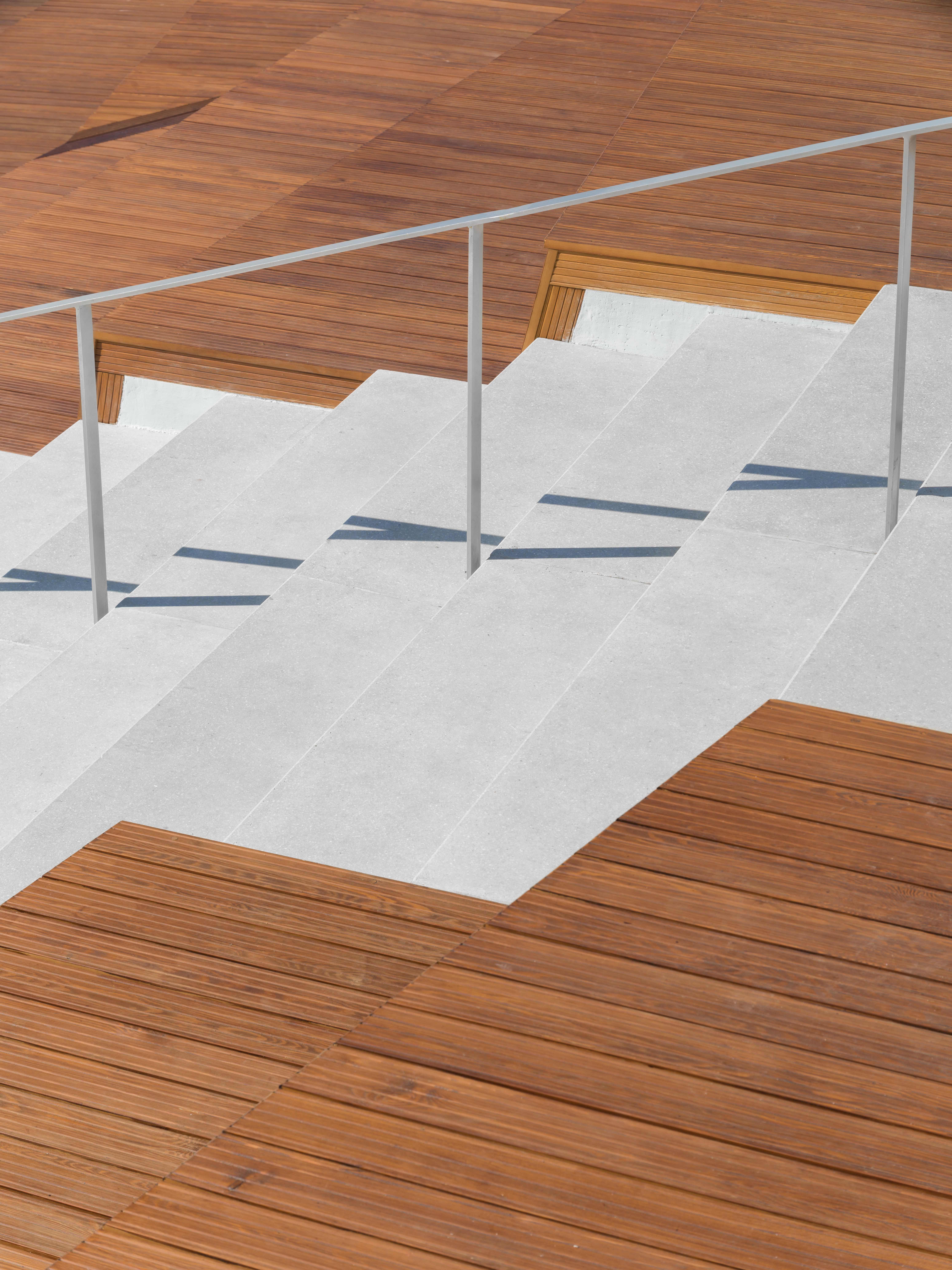 A new embankment designed in collaboration with communities by Basis ...