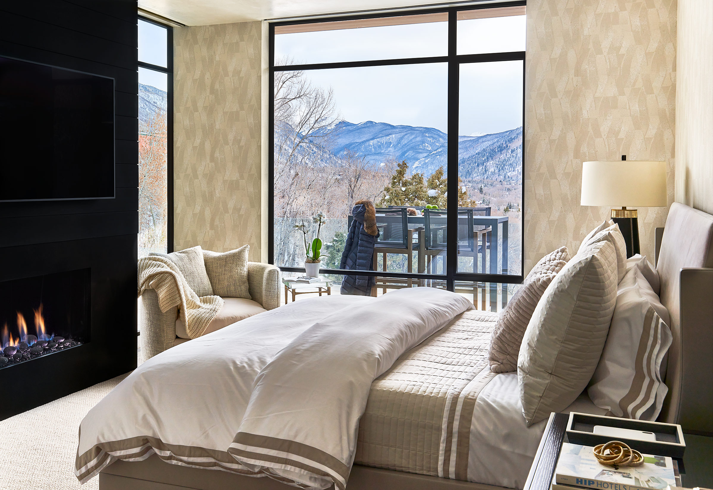 Aspen Mountain Residence by Poss Architecture + Planning and Interior ...