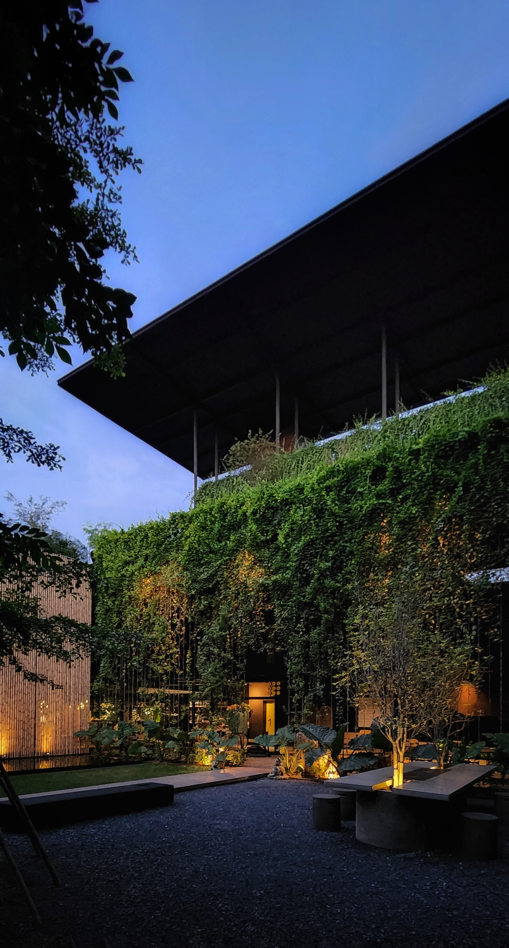 THE VIBES CO-SPACE by INFINITIVE ARCHITECTURE - Architizer