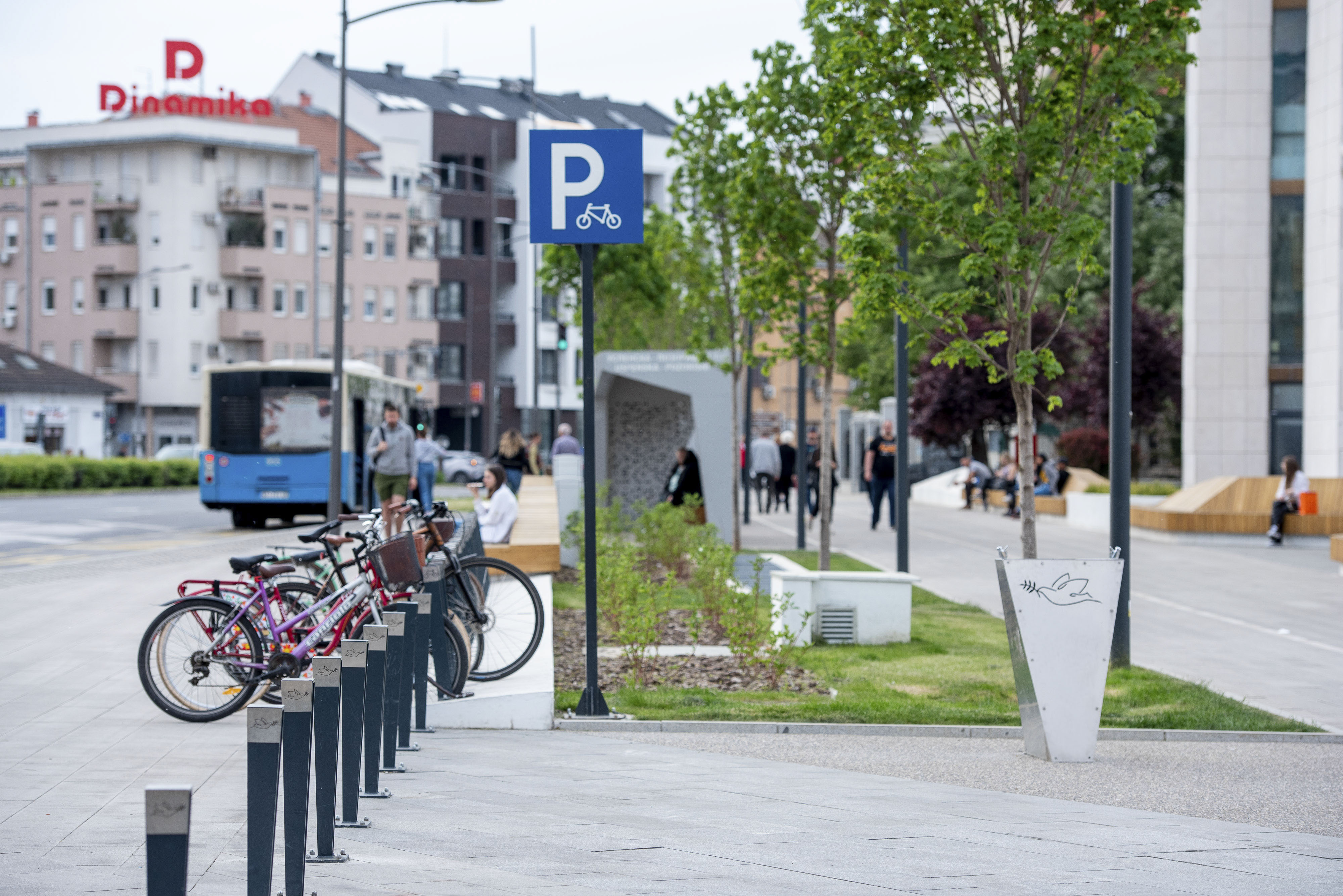 Idea 3490770: Reconstruction and urban design of the Theater Square in ...