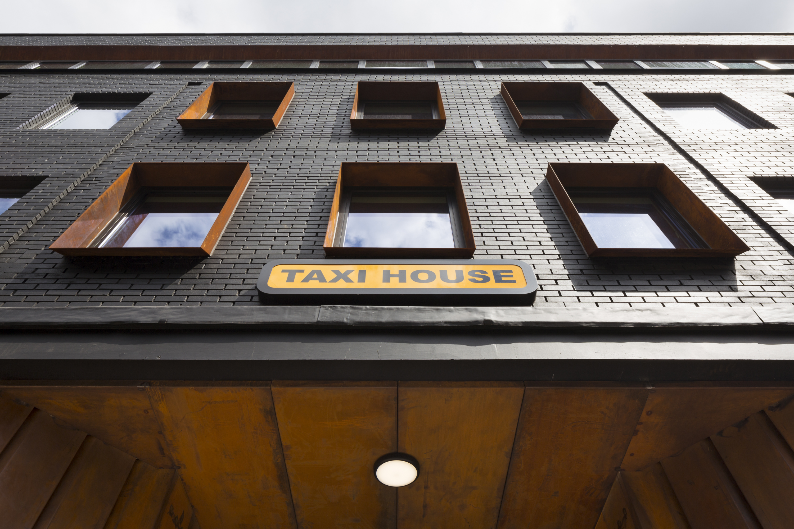 Taxi House by Frost Architects - Architizer