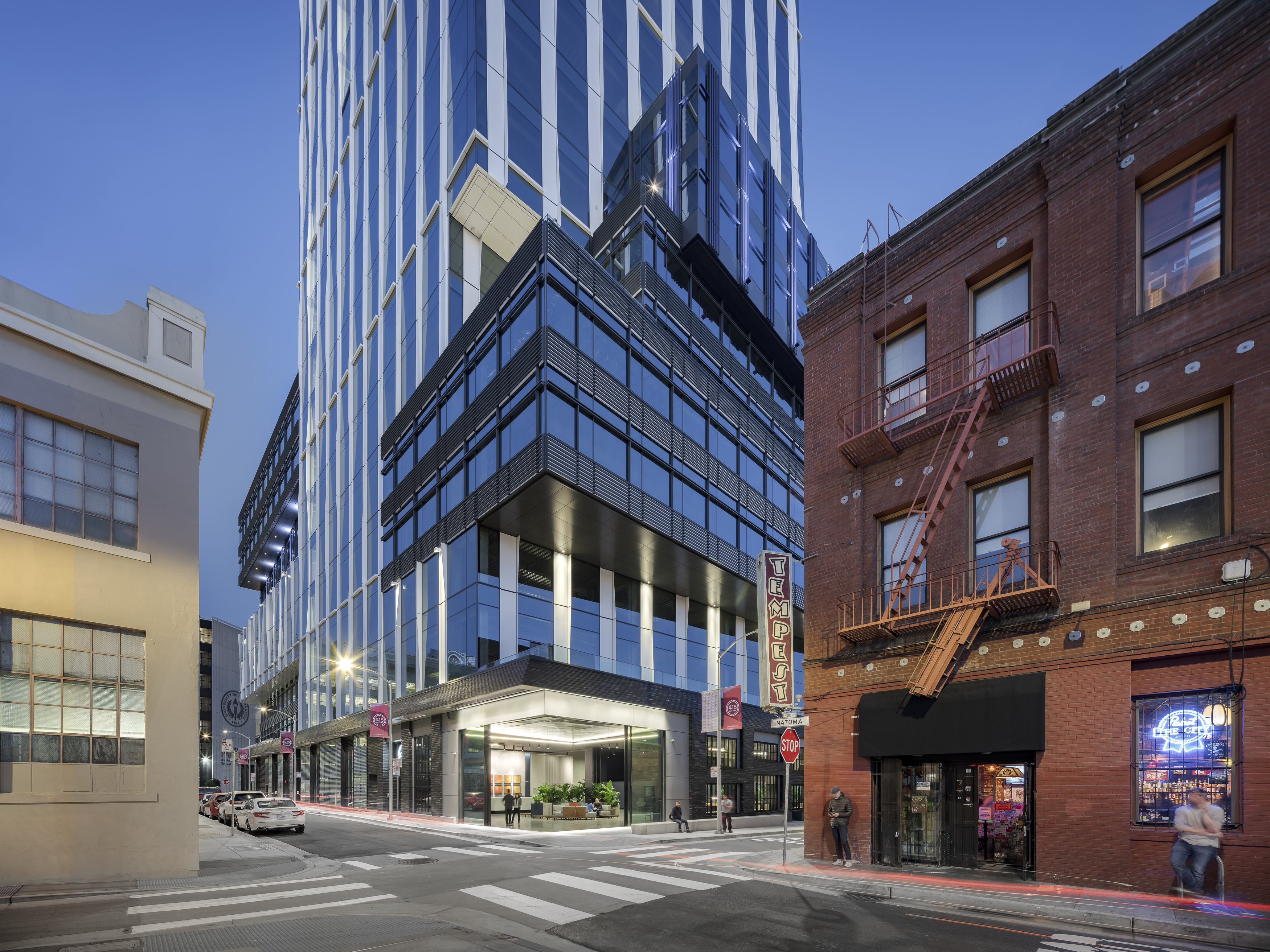 One Jackson Square by Kohn Pedersen Fox Associates - Architizer