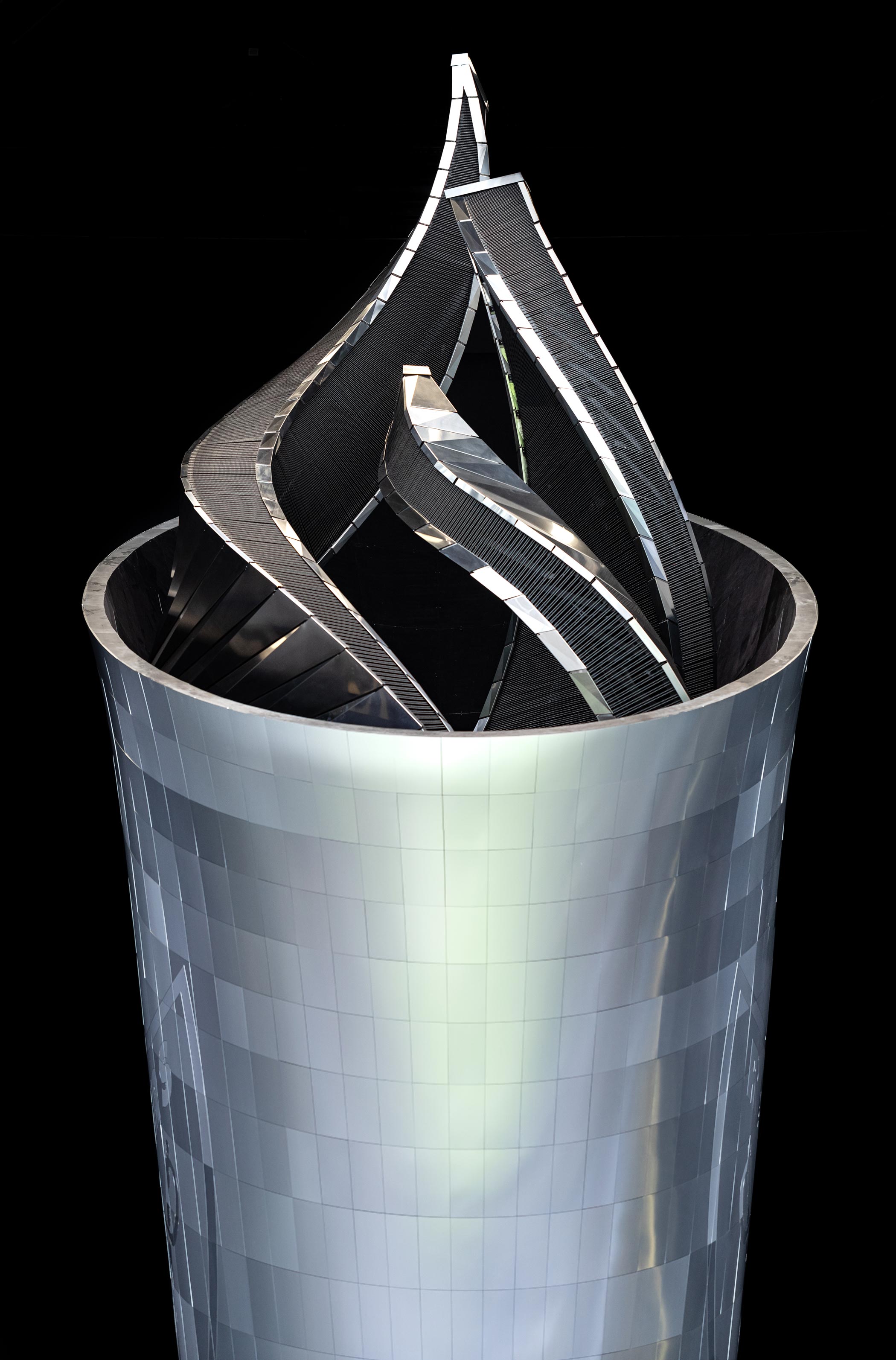 AL DAVIS MEMORIAL TORCH LED FLAME by ASTOUND - Architizer