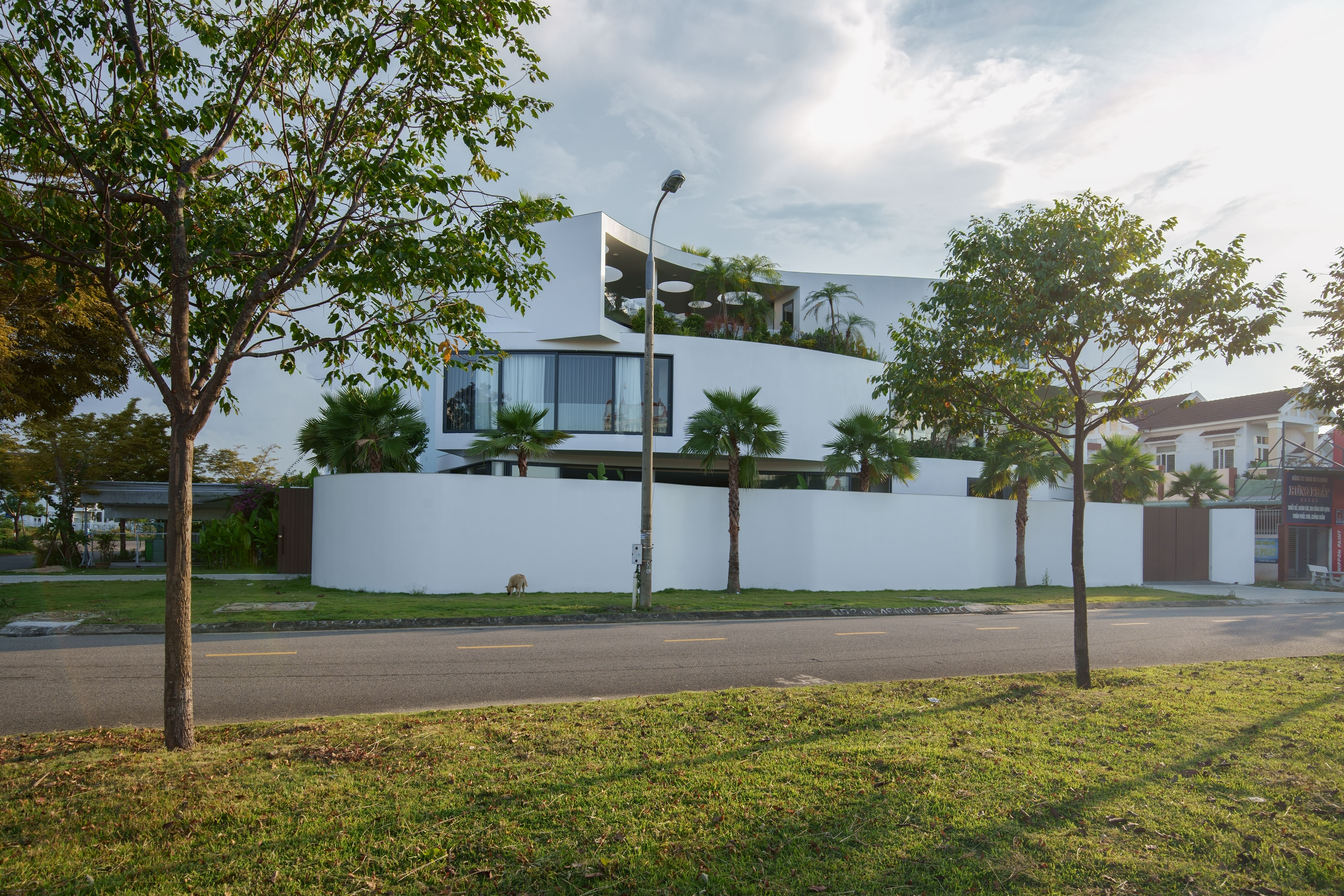 Waves House by 85 Design - Architizer