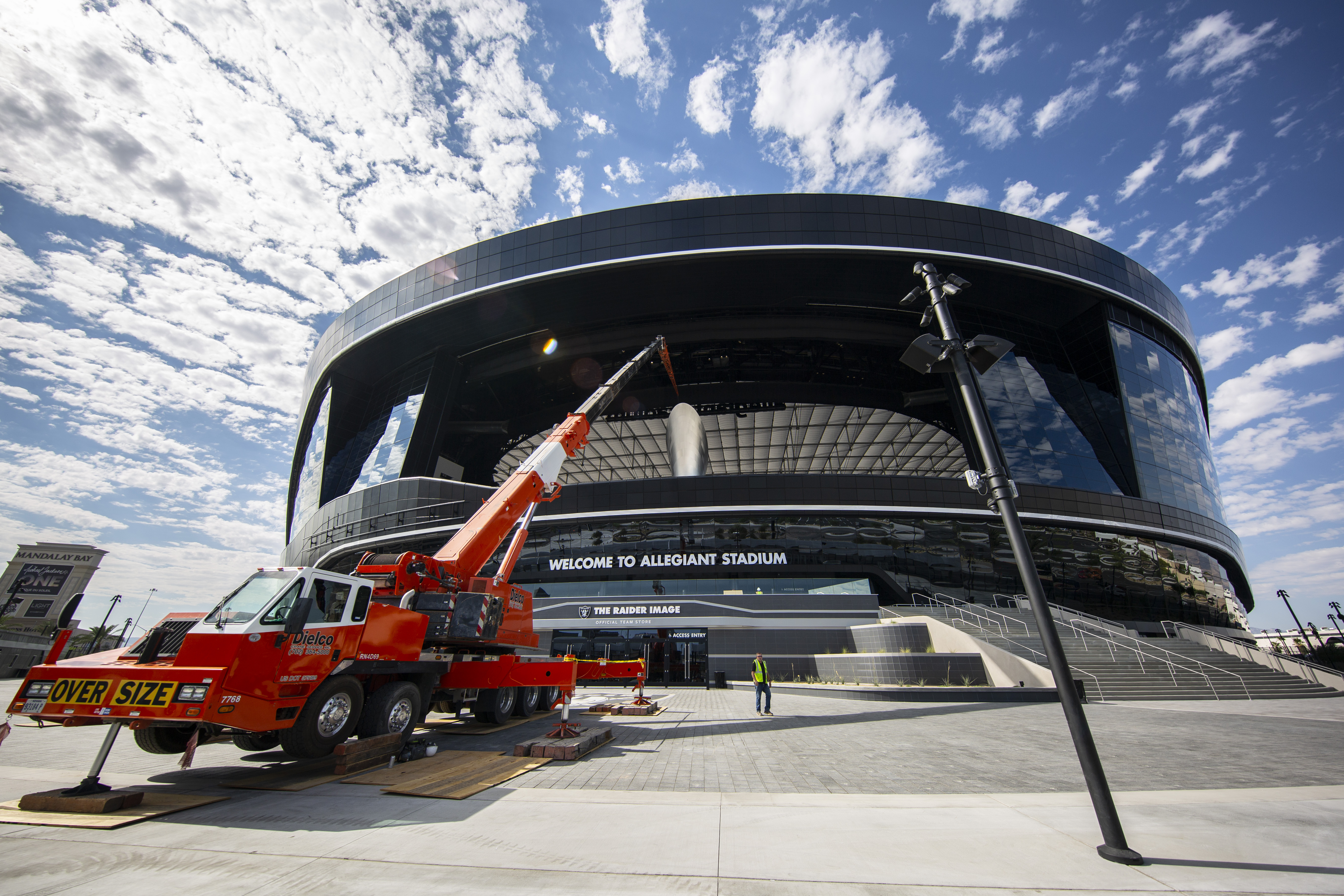 AL DAVIS MEMORIAL TORCH LED FLAME by ASTOUND - Architizer