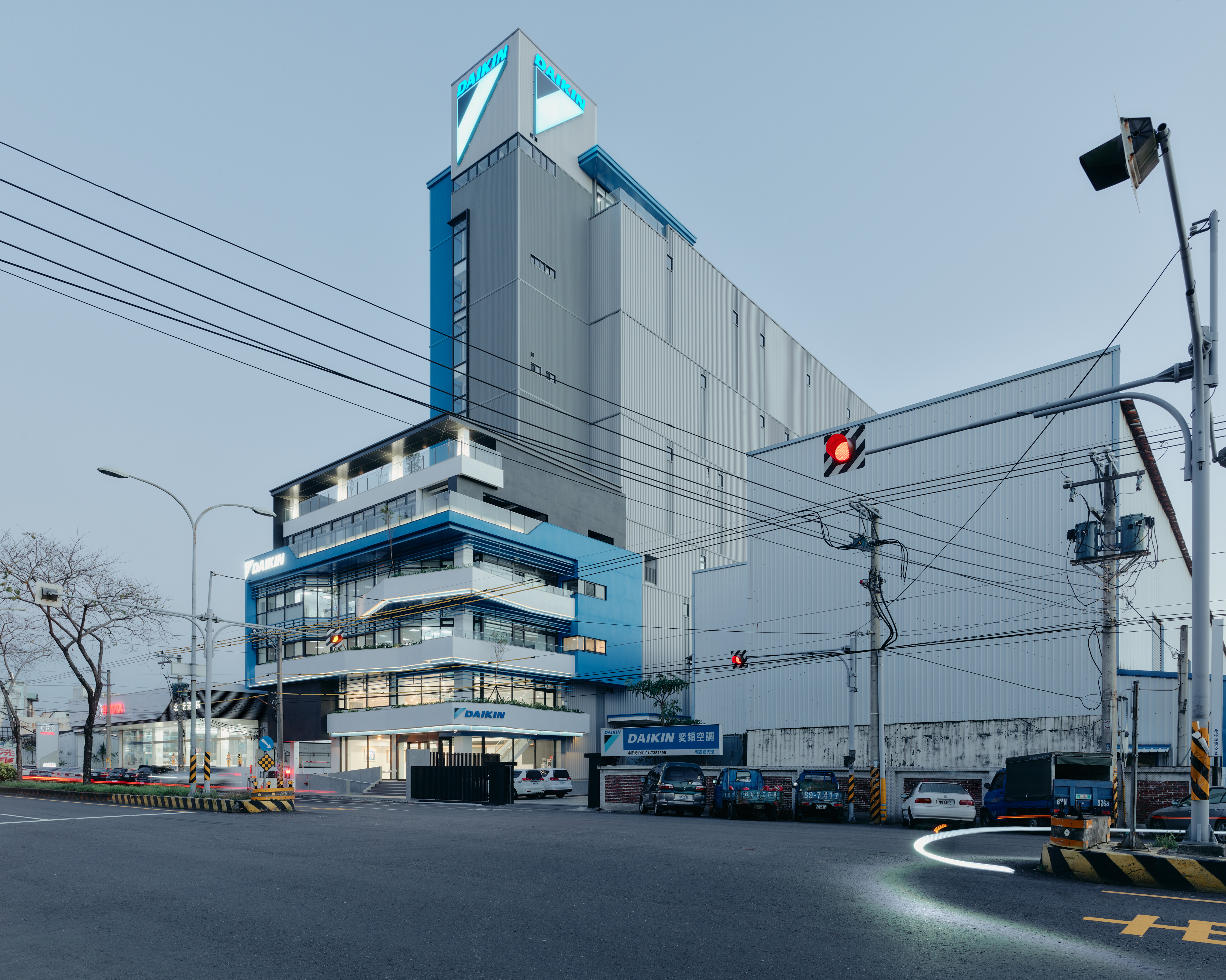 The office and warehouse of HOTAI- Daikin by YD Architects - Architizer
