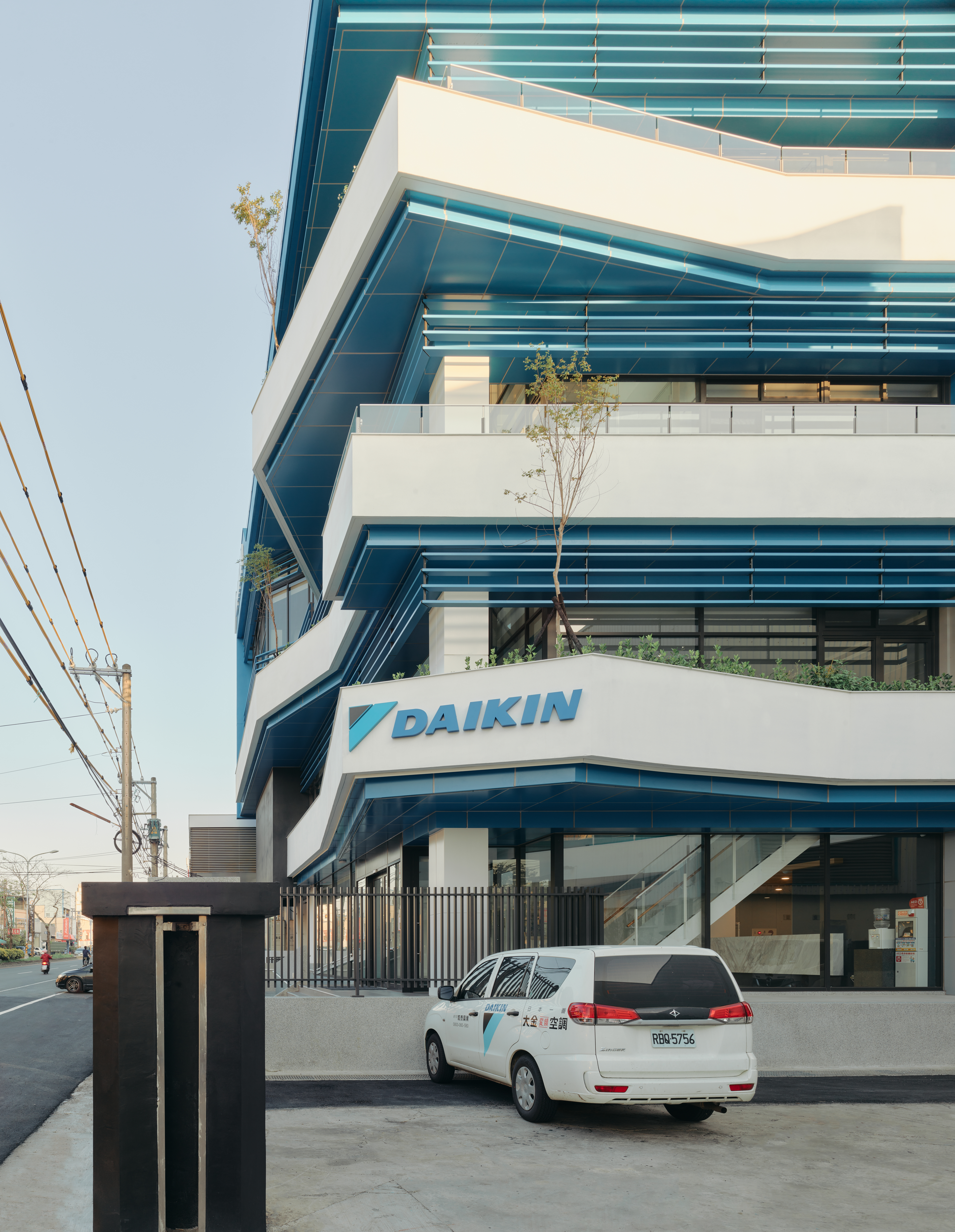 The office and warehouse of HOTAI- Daikin by YD Architects - Architizer