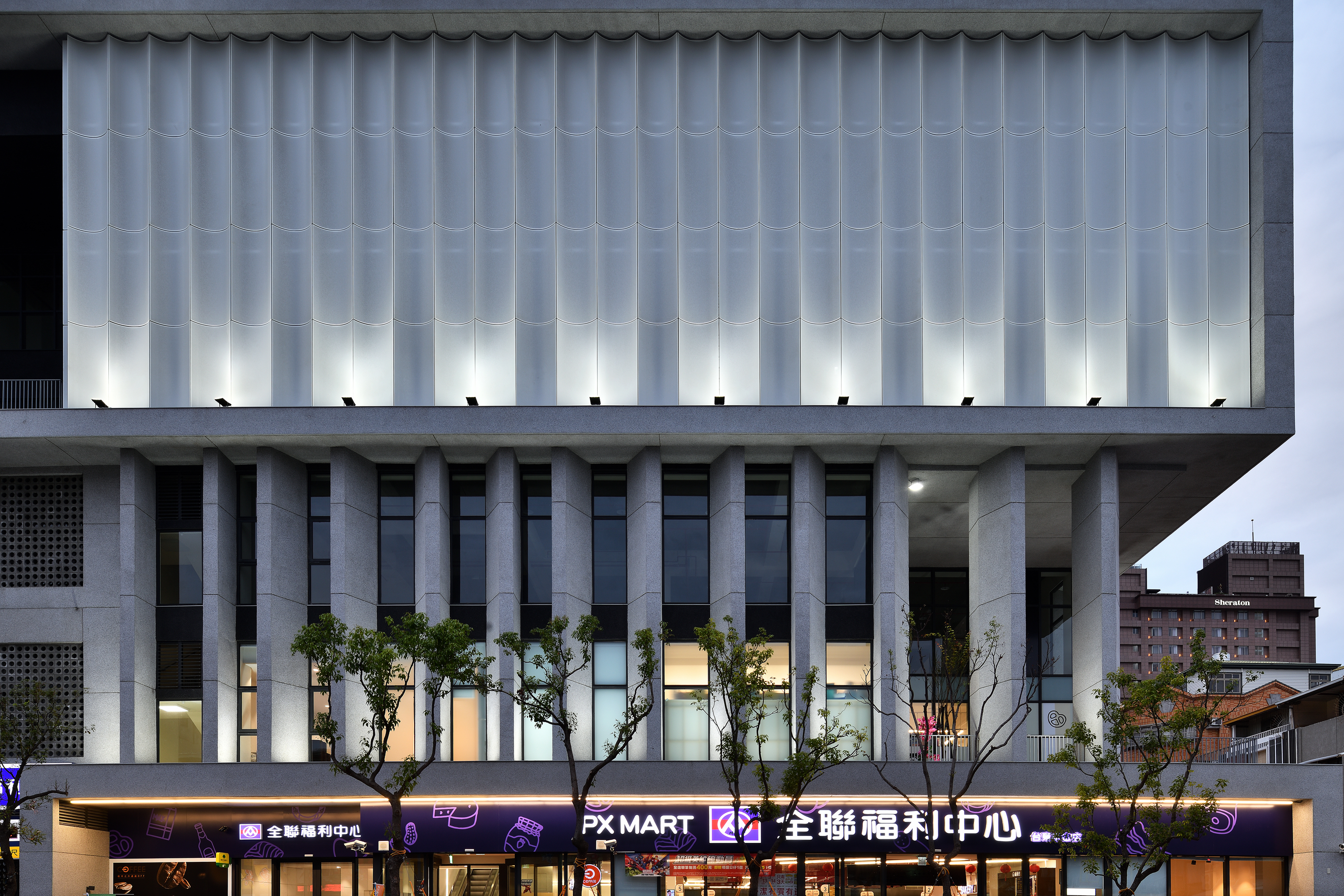 Pxmart Flagship Store in Taitung / Life Service Hub by EDS ...