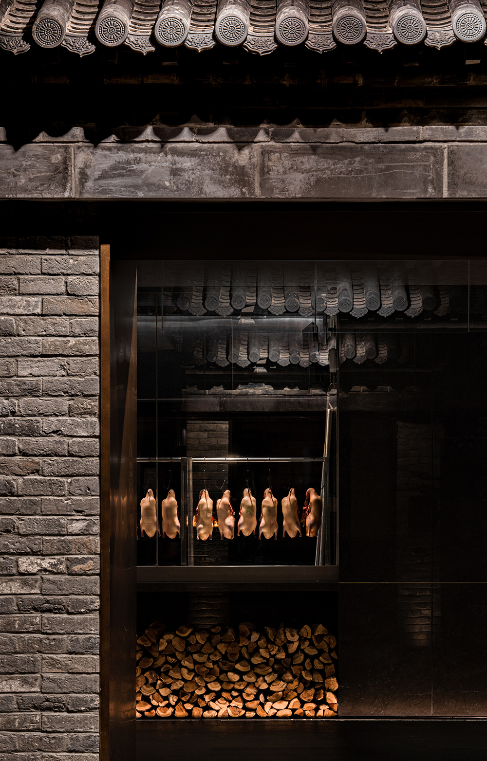 Siji Minfu Roast Duck Restaurant (Waibaidu Bridge) by Le Brand Strategy ...