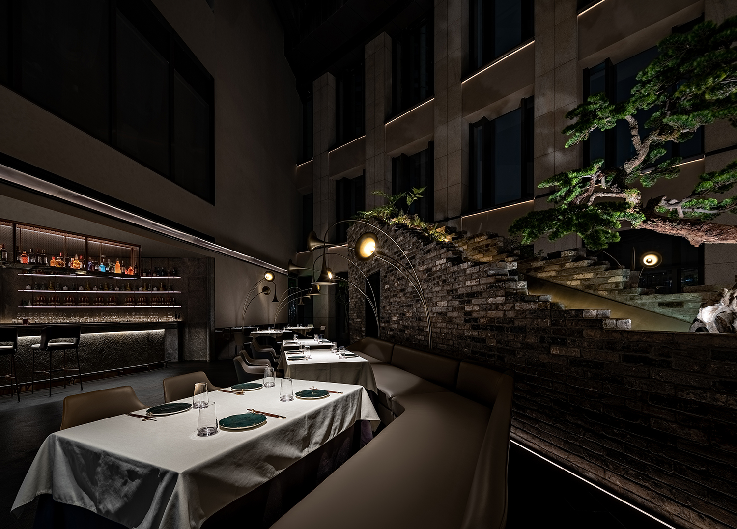 Siji Minfu Roast Duck Restaurant (Waibaidu Bridge) by Le Brand Strategy ...