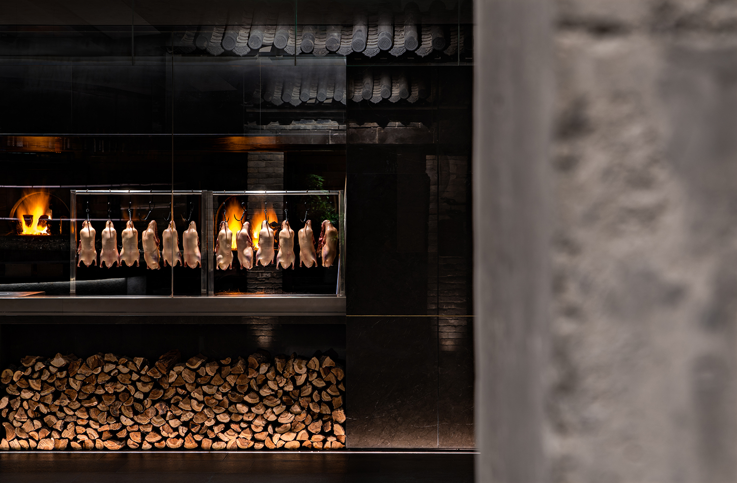 Siji Minfu Roast Duck Restaurant (Waibaidu Bridge) by Le Brand Strategy ...