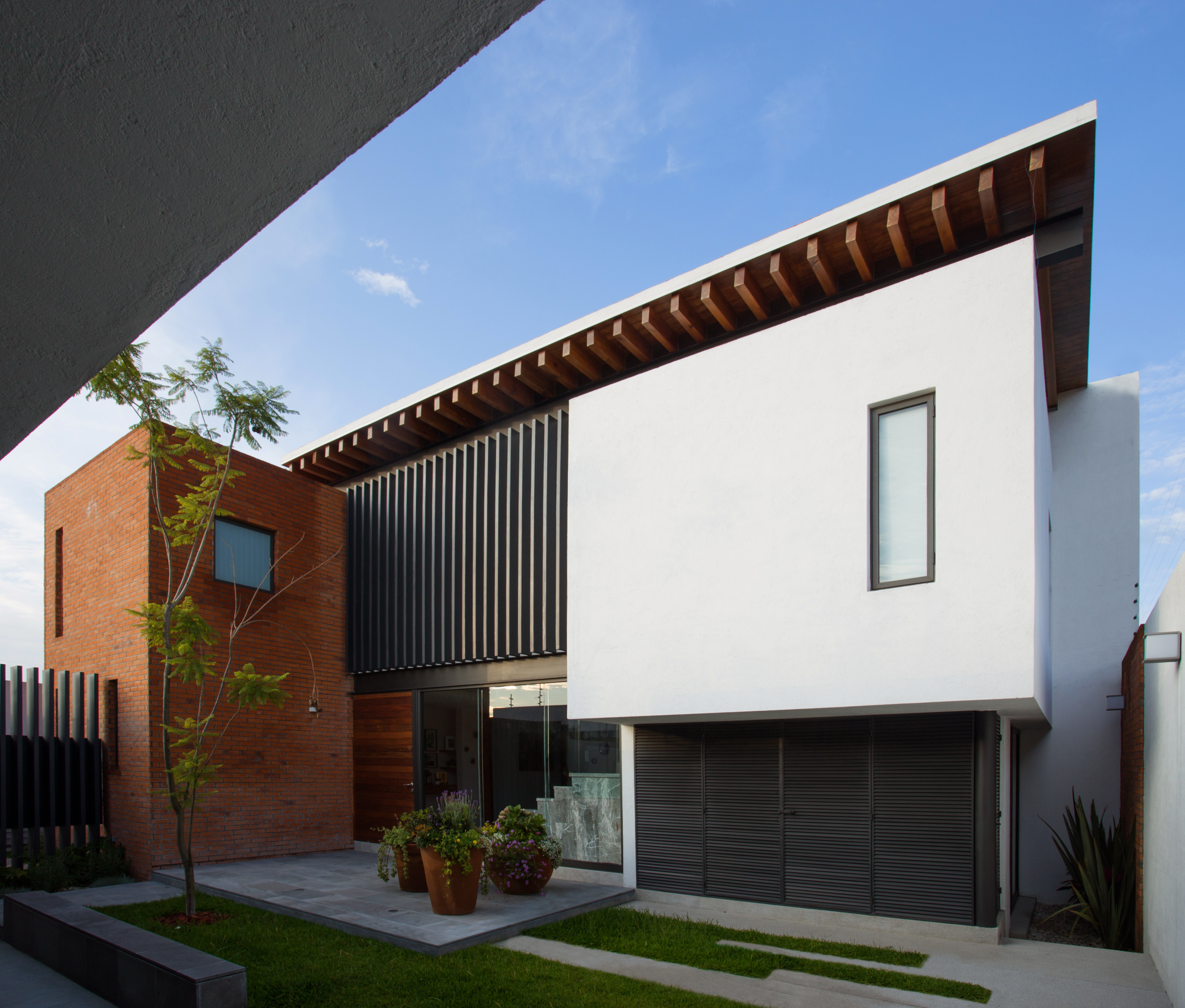 Casa Orea by Dionne Arquitectos - Architizer