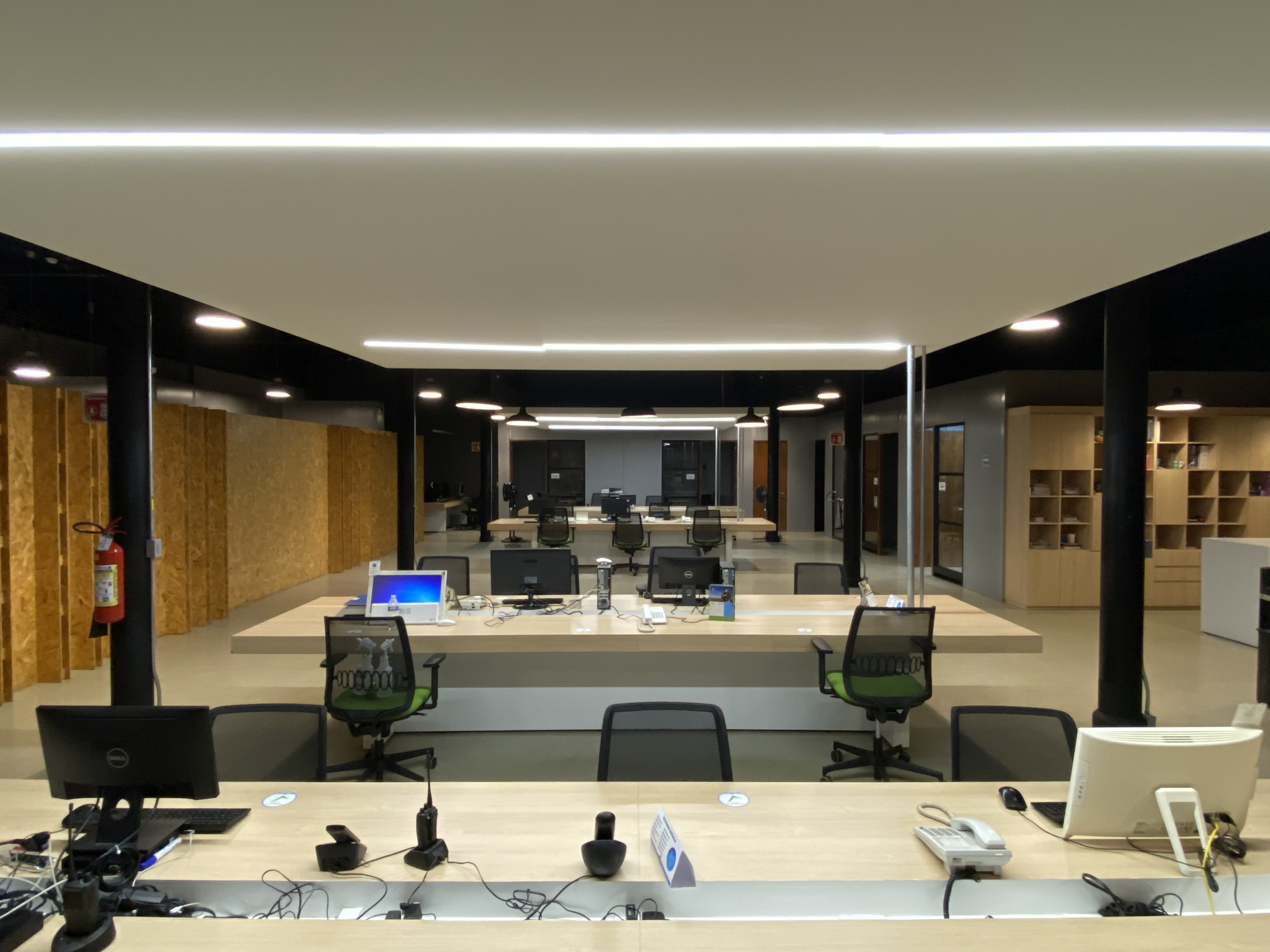 Oficinas Leonali by Dionne Arquitectos - Architizer