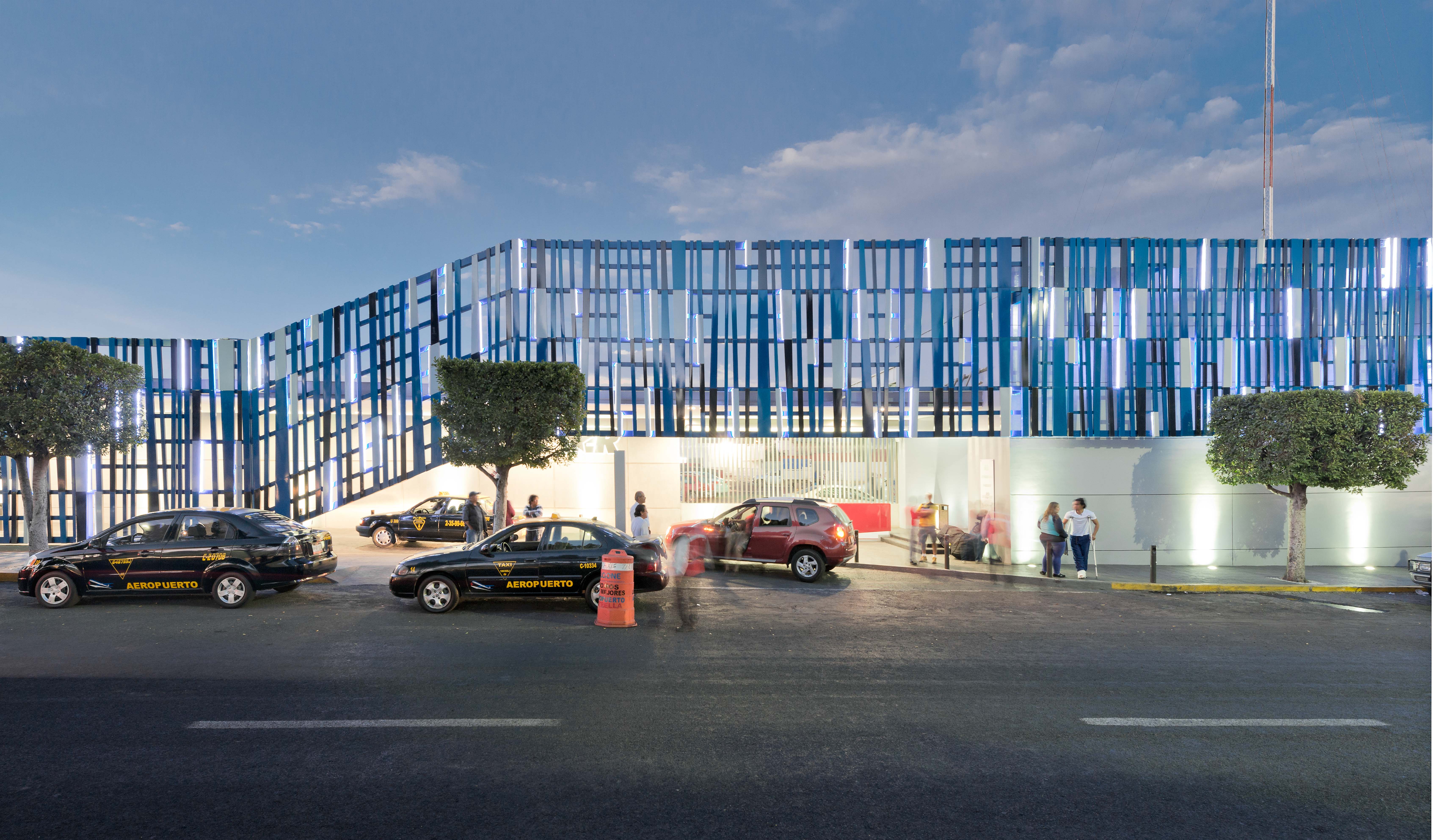 Casa ATT by Dionne Arquitectos - Architizer