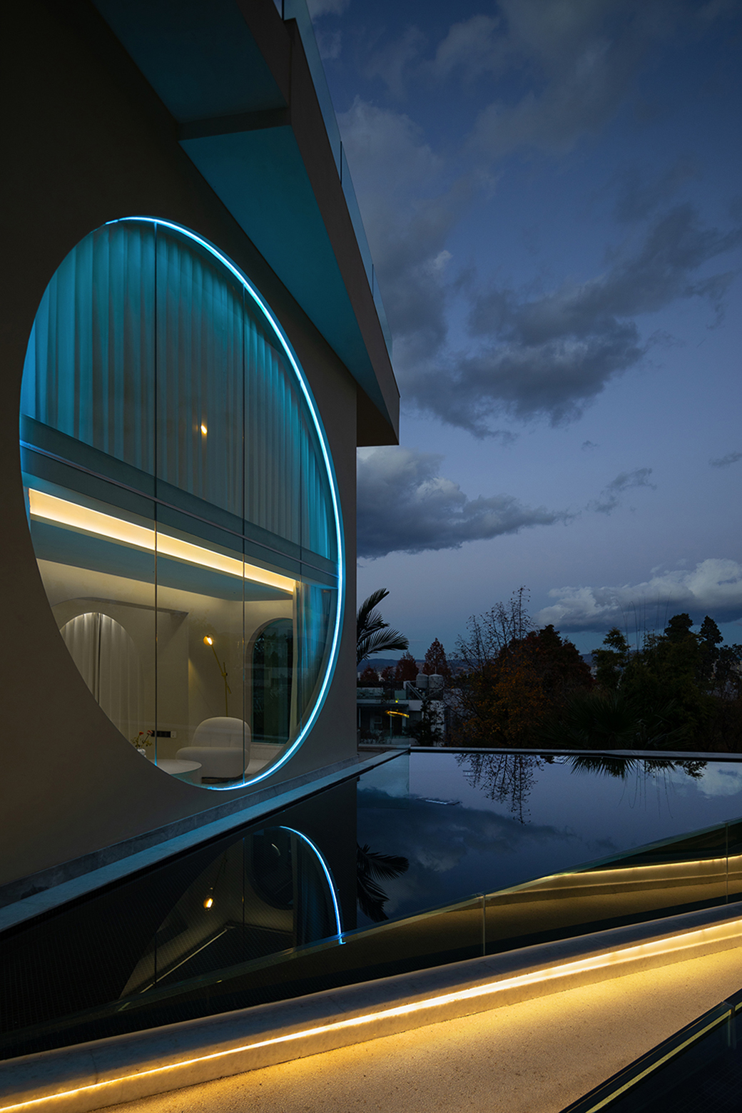 Full Moon – Dali Qinglv Fuyun House Design by Jing-Rui Lin (Usual ...