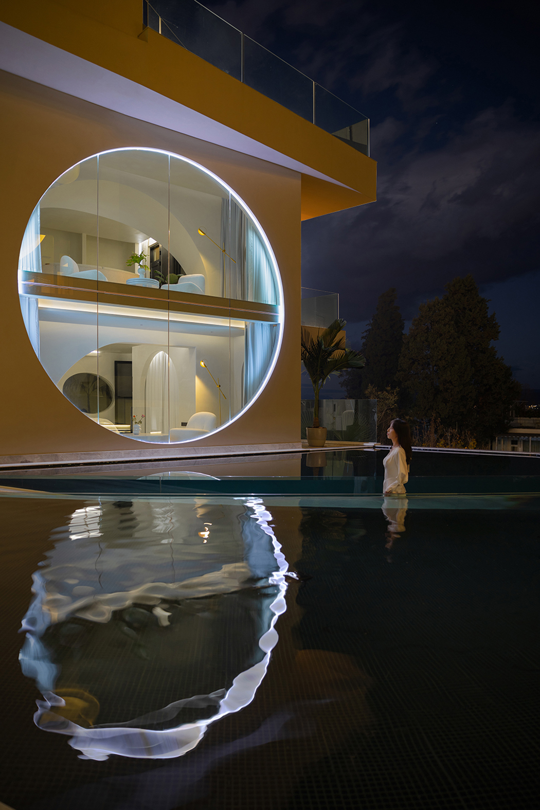Full Moon – Dali Qinglv Fuyun House Design by Jing-Rui Lin (Usual ...