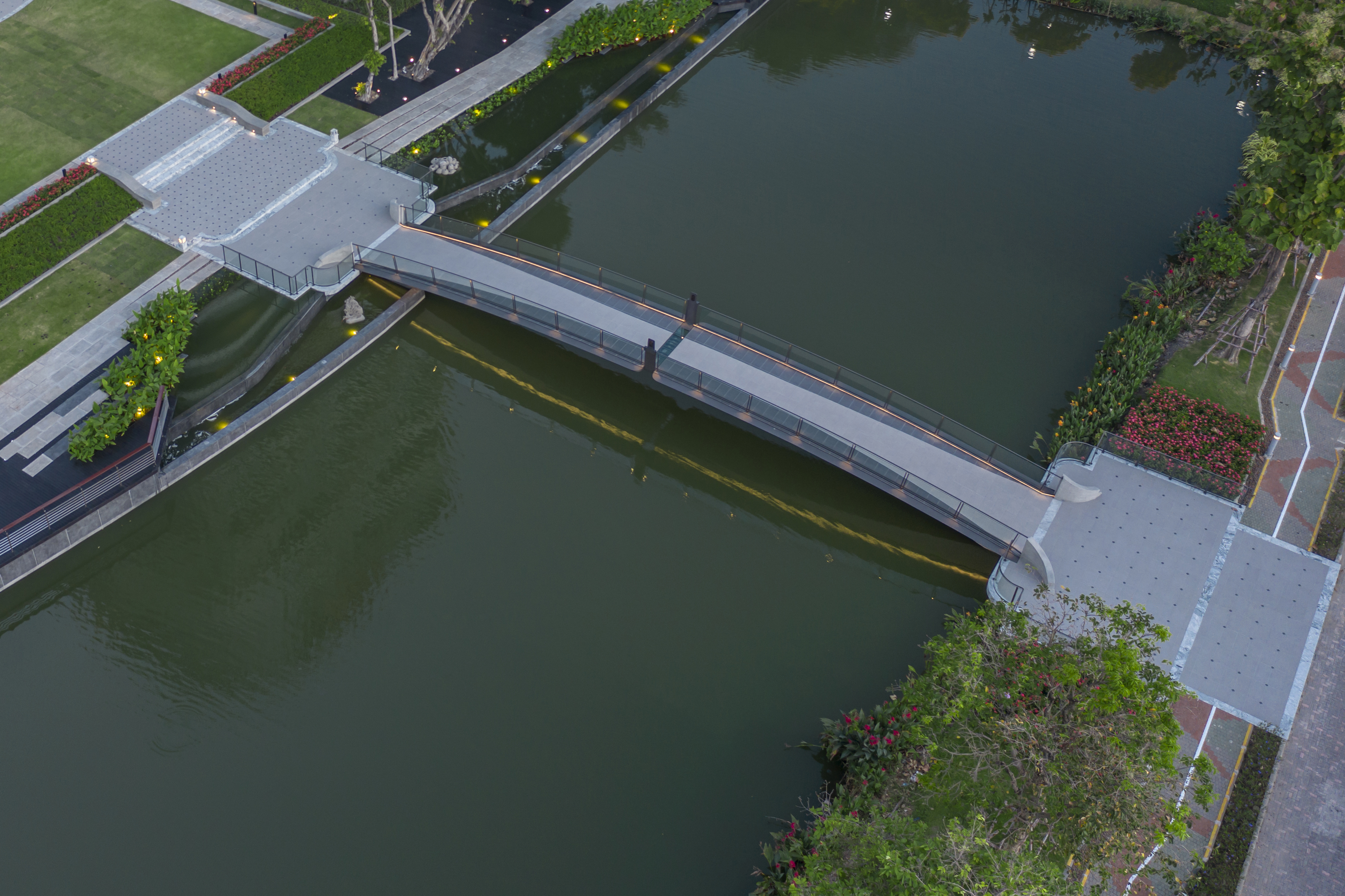 SCG-CPAC Ultra-High by CPAC BIM - Architizer