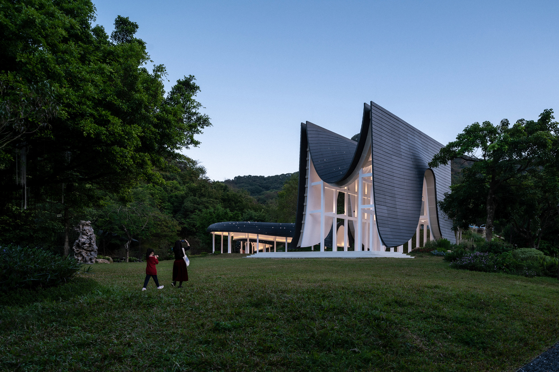 The Levitated Curtain – Xi Hall by SayArchitects - Architizer