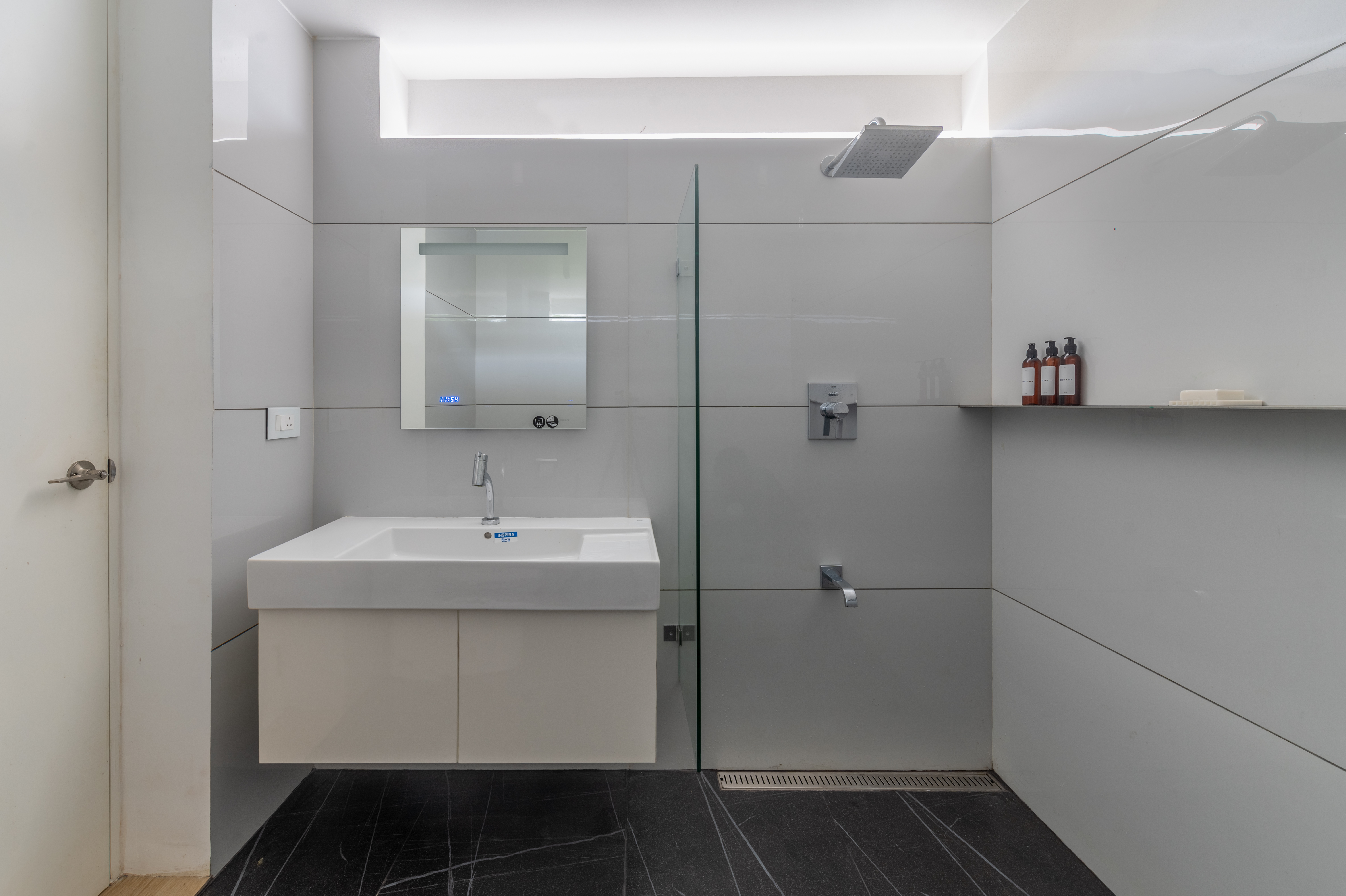 The Civil Engineer House by LID Architects - Architizer