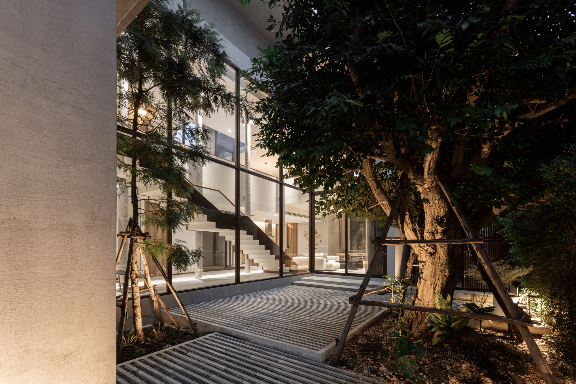 The Triangle house by Anonym - Architizer