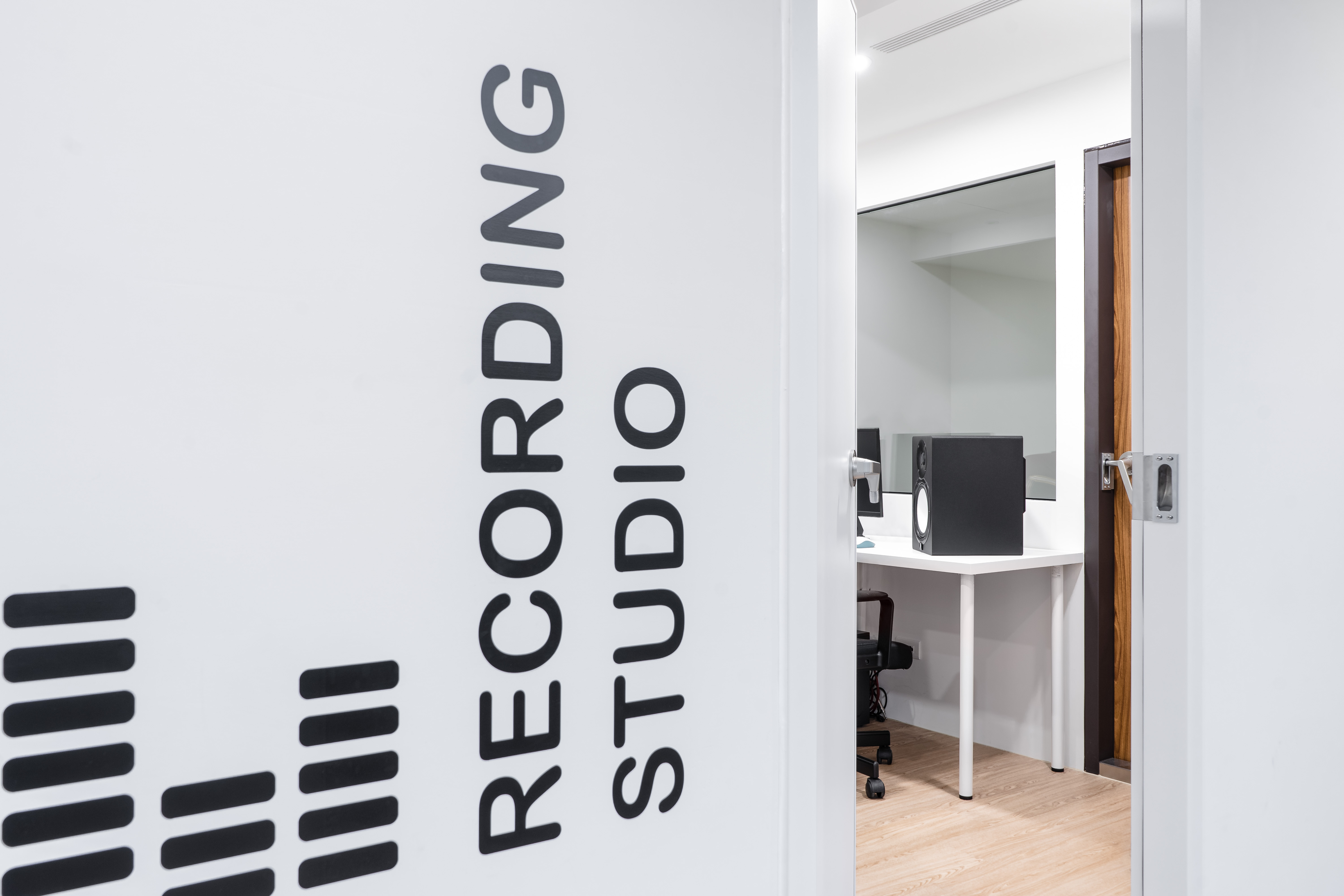 JC Tech. flagship store by Haven Space Design - Architizer